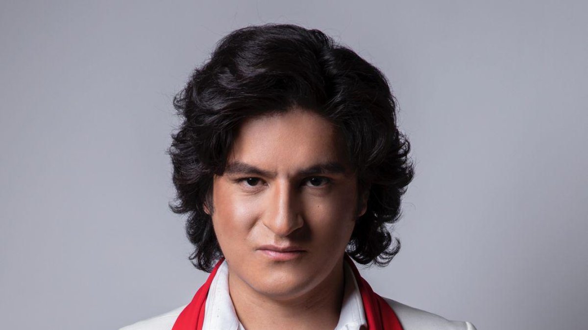 Robert Ordóñez: El imitador ecuatoriano de Camilo Sesto dará concierto en Guayaquil