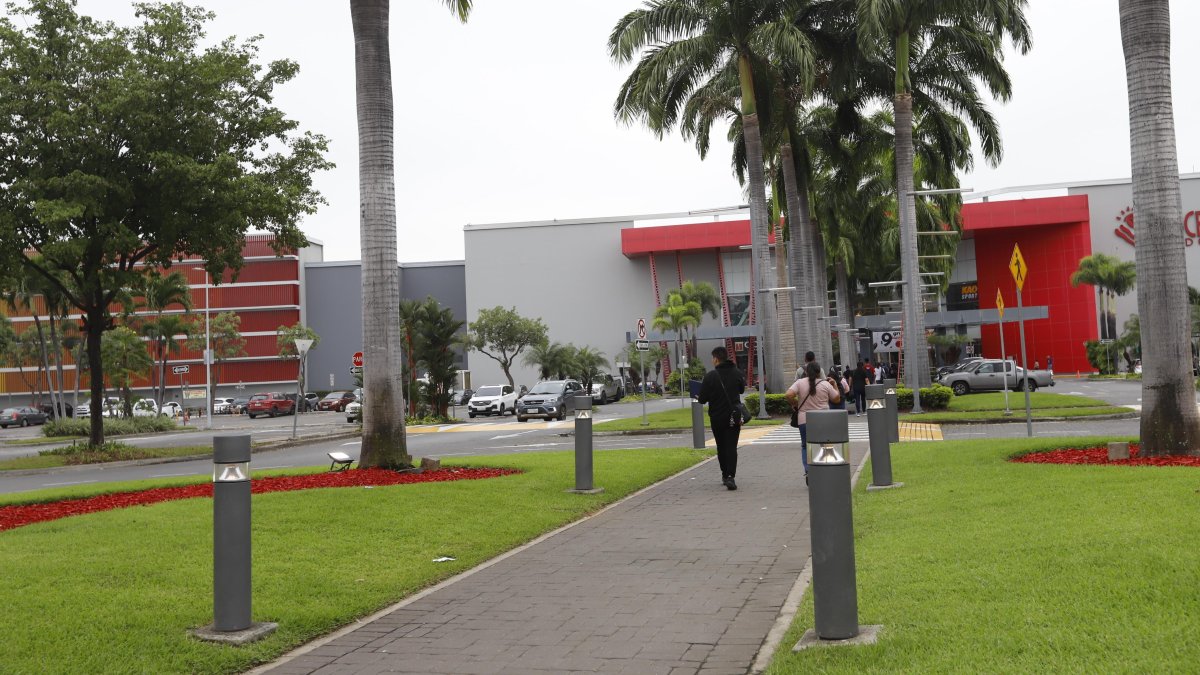 Daule: Se reportó una balacera dentro de un centro comercial en La Aurora