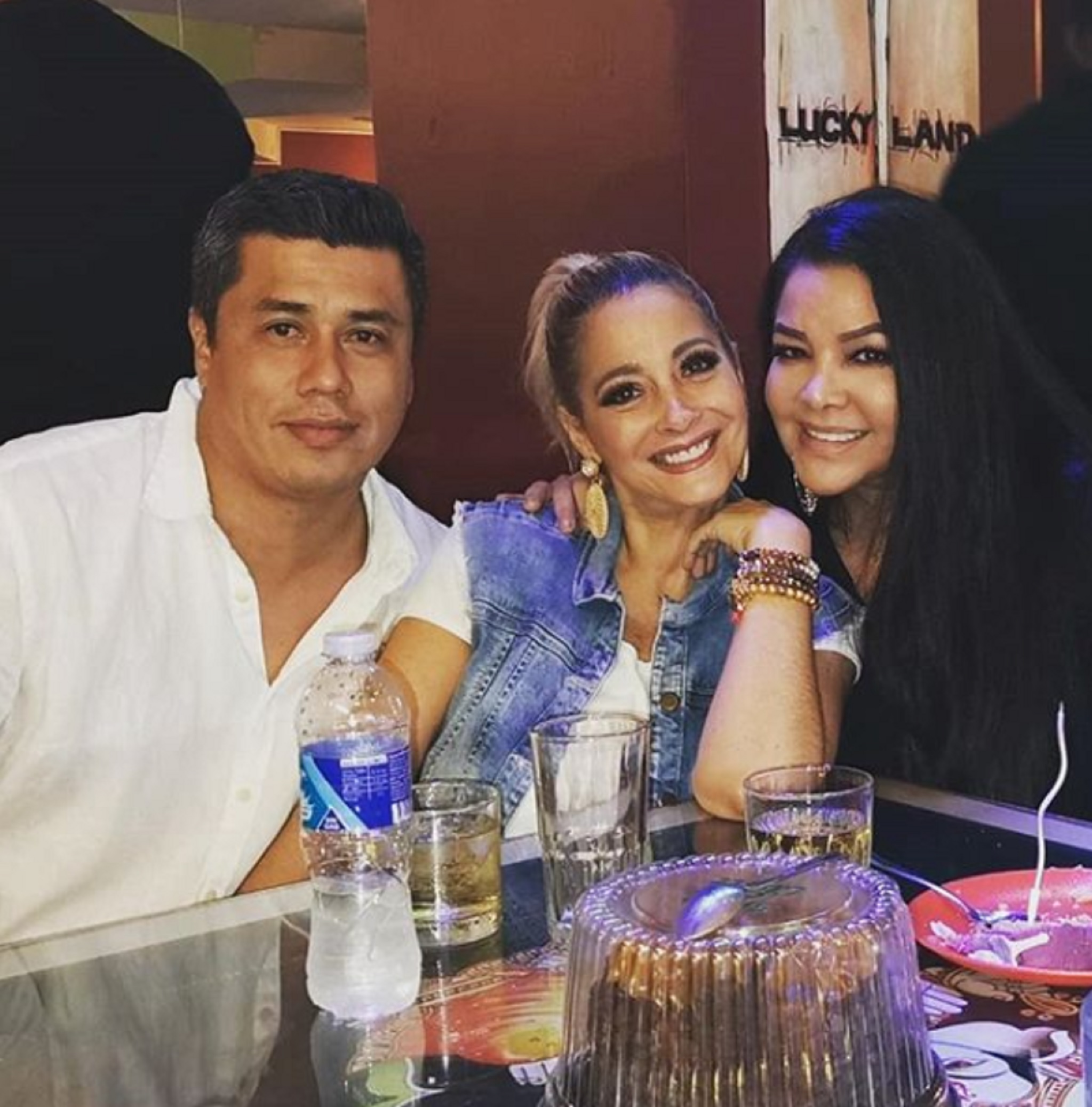 Kate Muñoz: “Armando Paredes ha tenido tantas novias”