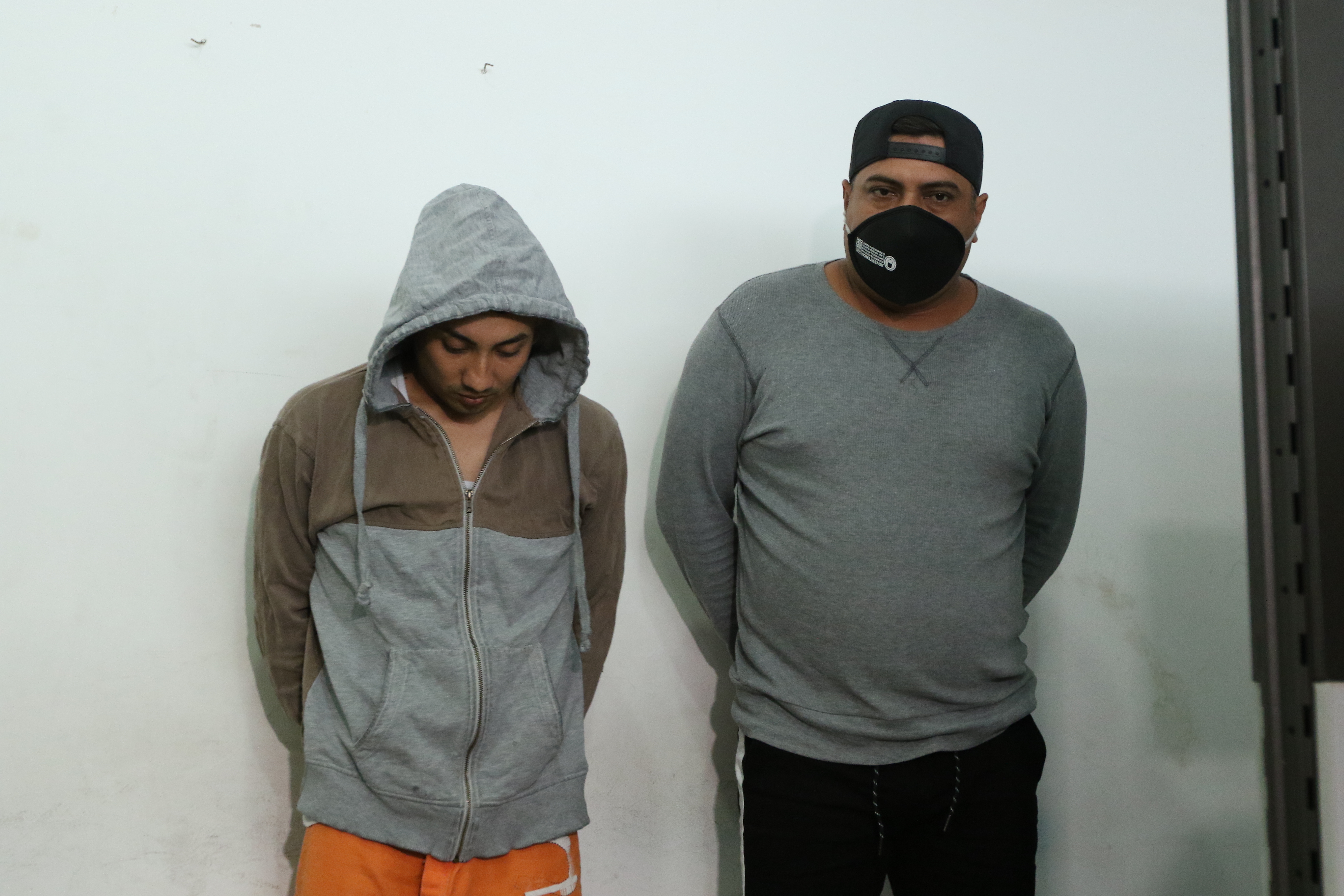 Policía atacado por un presunto lío sentimental