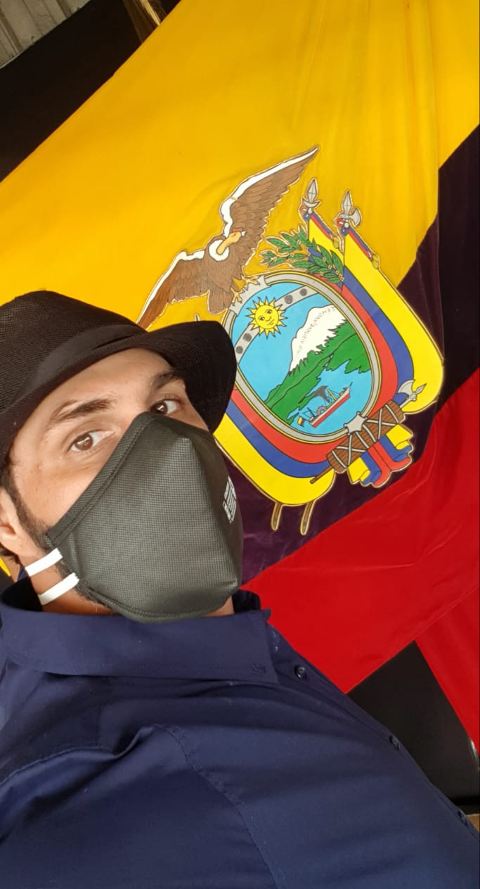 Edder Calderón: "¡Soy vendedor ambulante, a mucha honra!