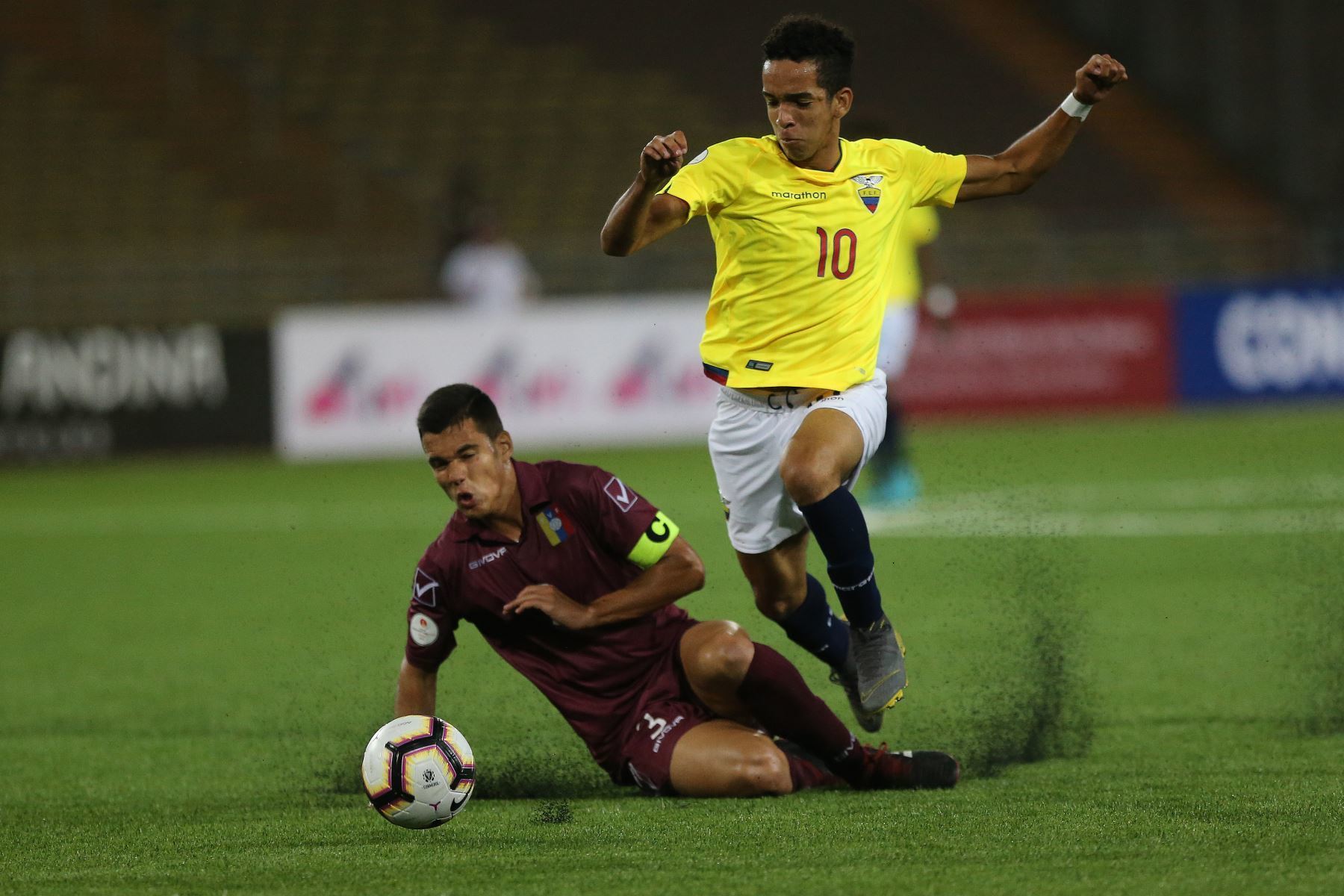 Johan Mina jugará en la liga de Portugal