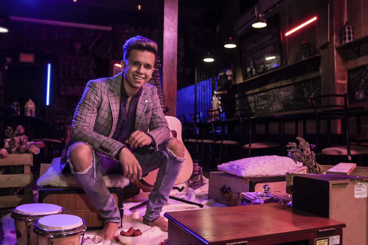 Maykel vuelve a la bachata romántica