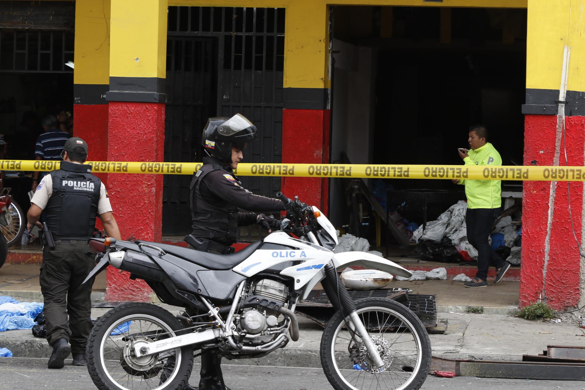 ¡Explosión en sede de barra de Barcelona!