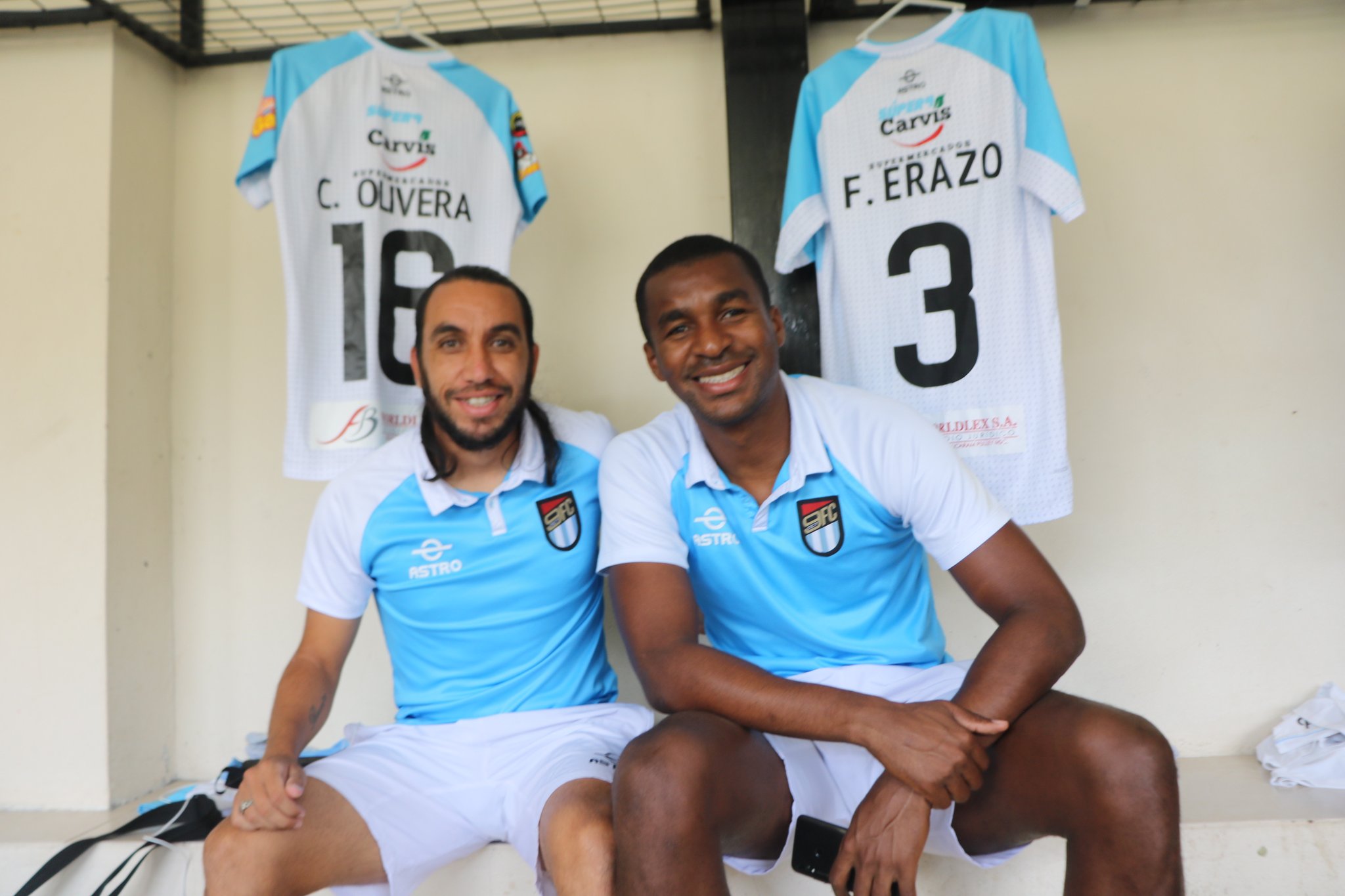 Frickson Erazo 'coquetea' con La Capira