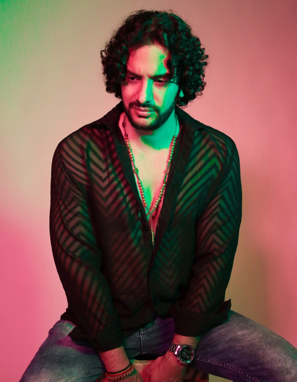 Julio César Pavón trae un "canto de esperanza"