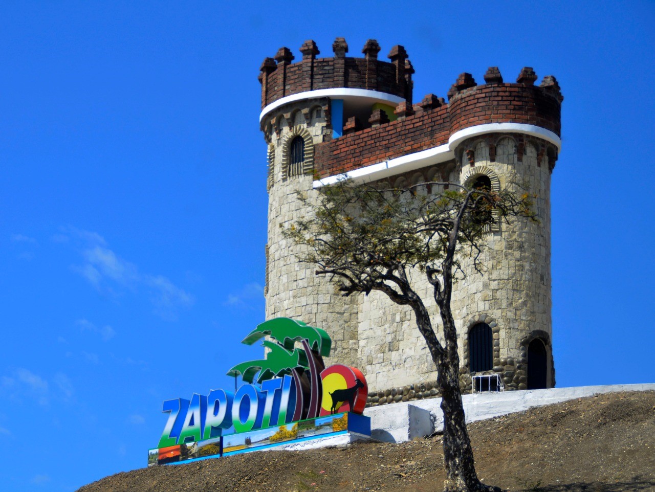 Lluvias, florecimiento y tradición en Zapotillo