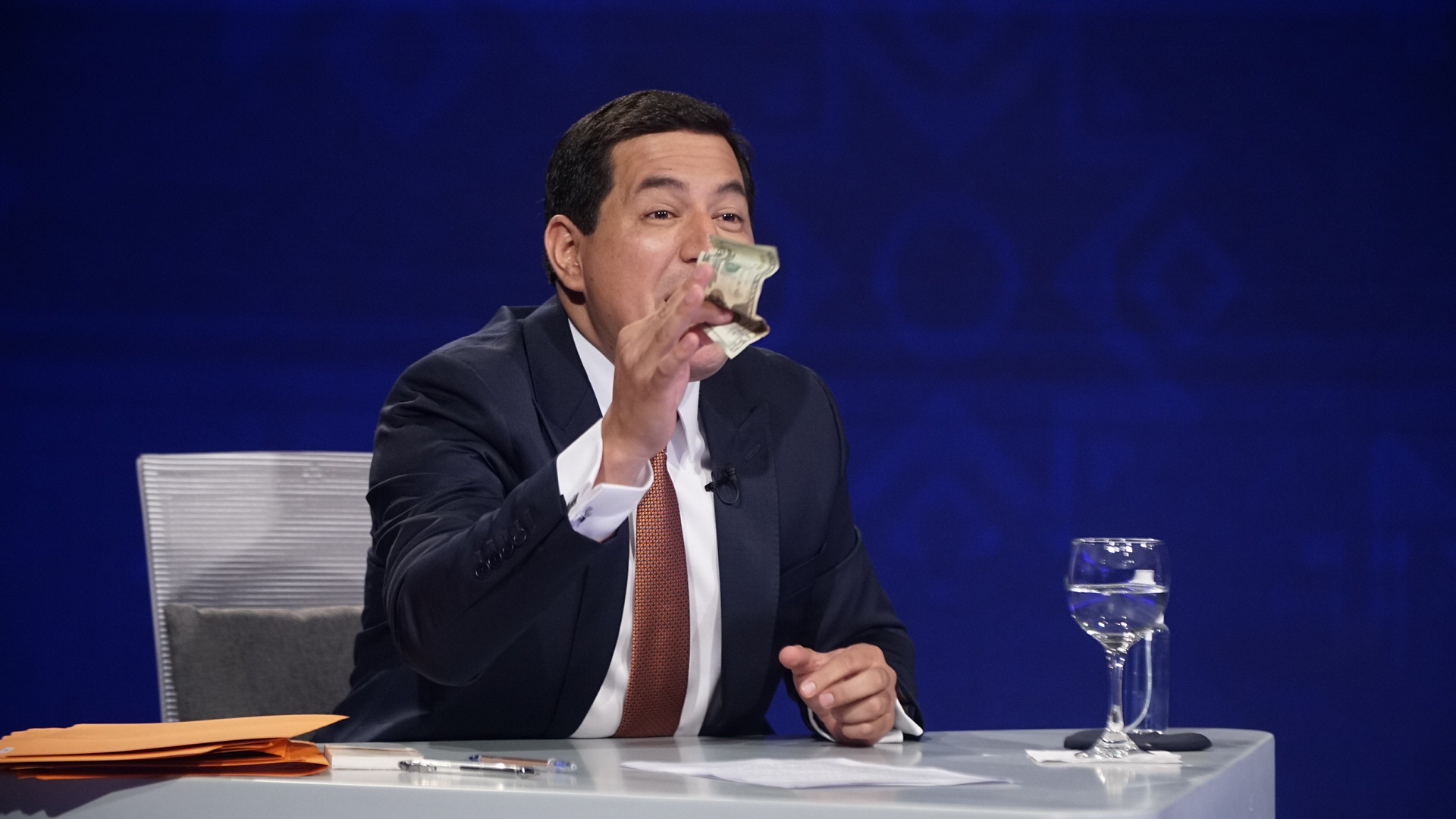 Debate presidencial: Los memes le ganaron a Lasso y Arauz