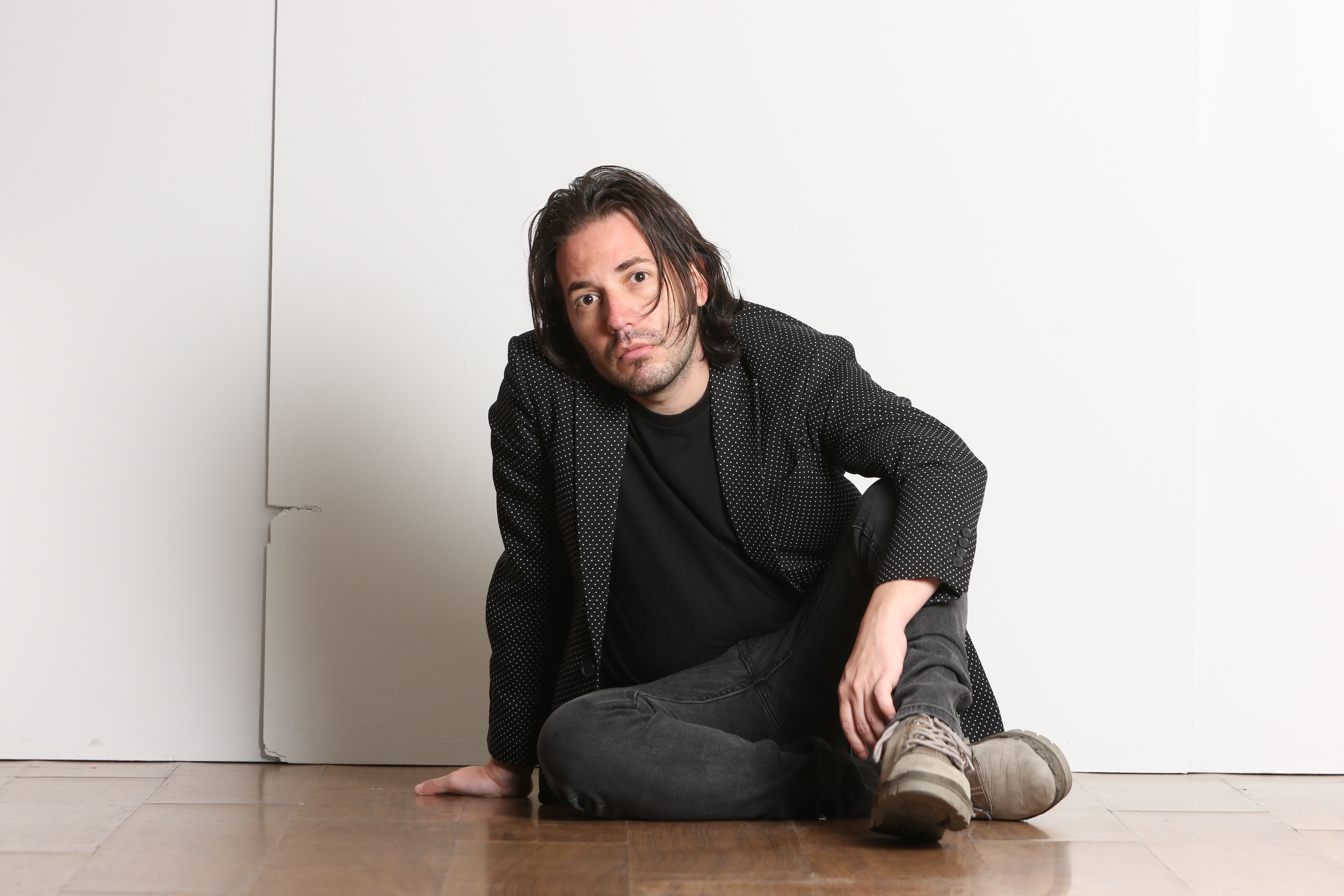 Víctor Aráuz: “Mi humor es directo y diferente”