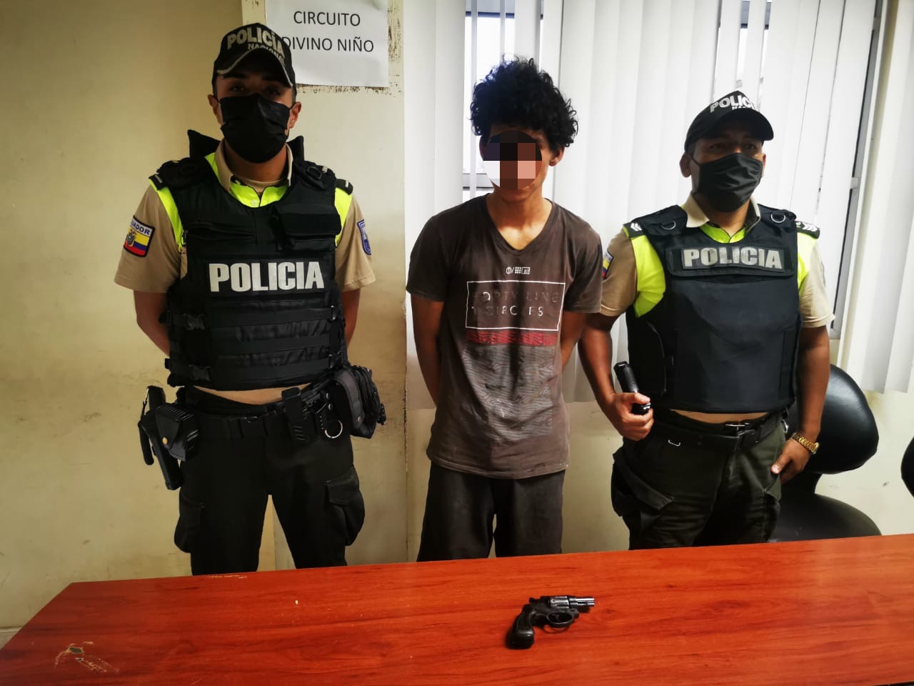 'Pillaron' a un ladronzuelo forcejeando con su víctima