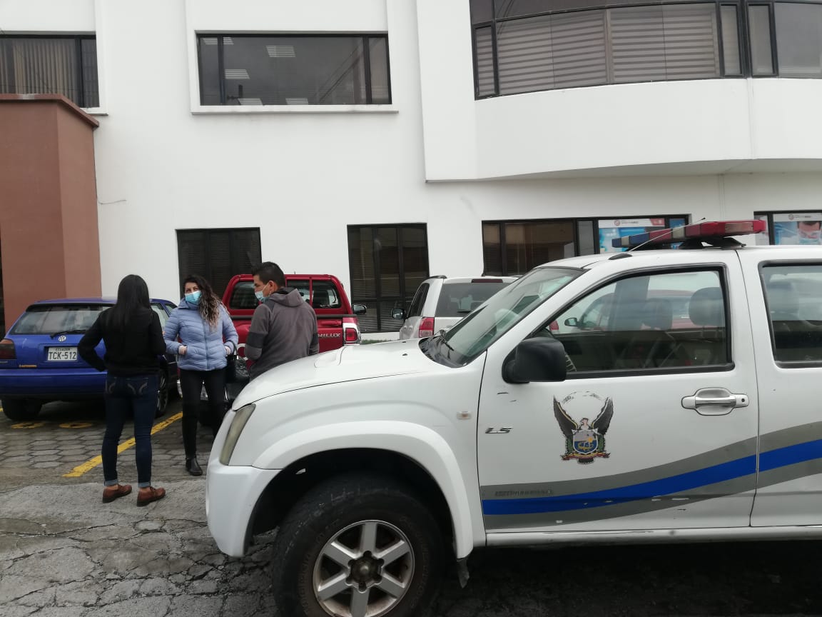 Le dieron un balazo por lanzar celular a la maleza