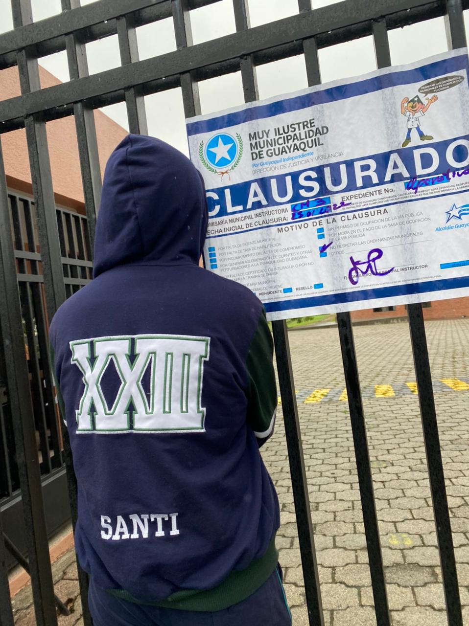 Clausuran a los colegios Balandra y Vergeles por dar clases presenciales