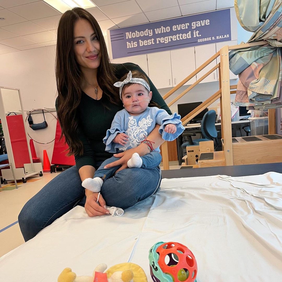 Sharon Cortez cuenta que tuvo que someter a su bebé a una cirugía