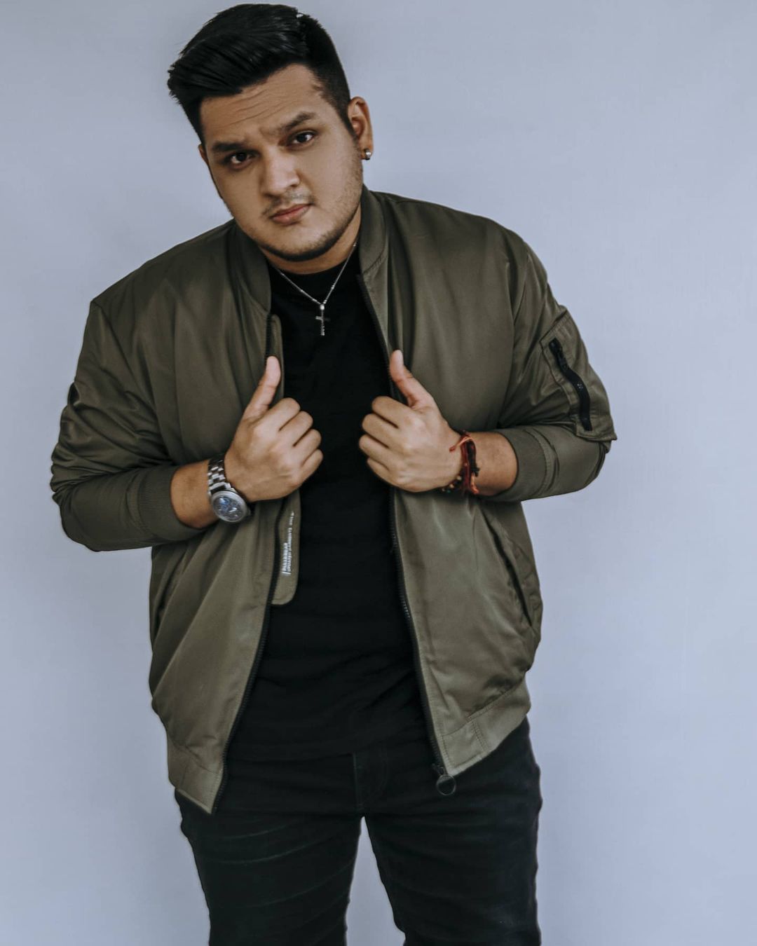 Hugo Ferro, ¡Cincuentón Chichero!