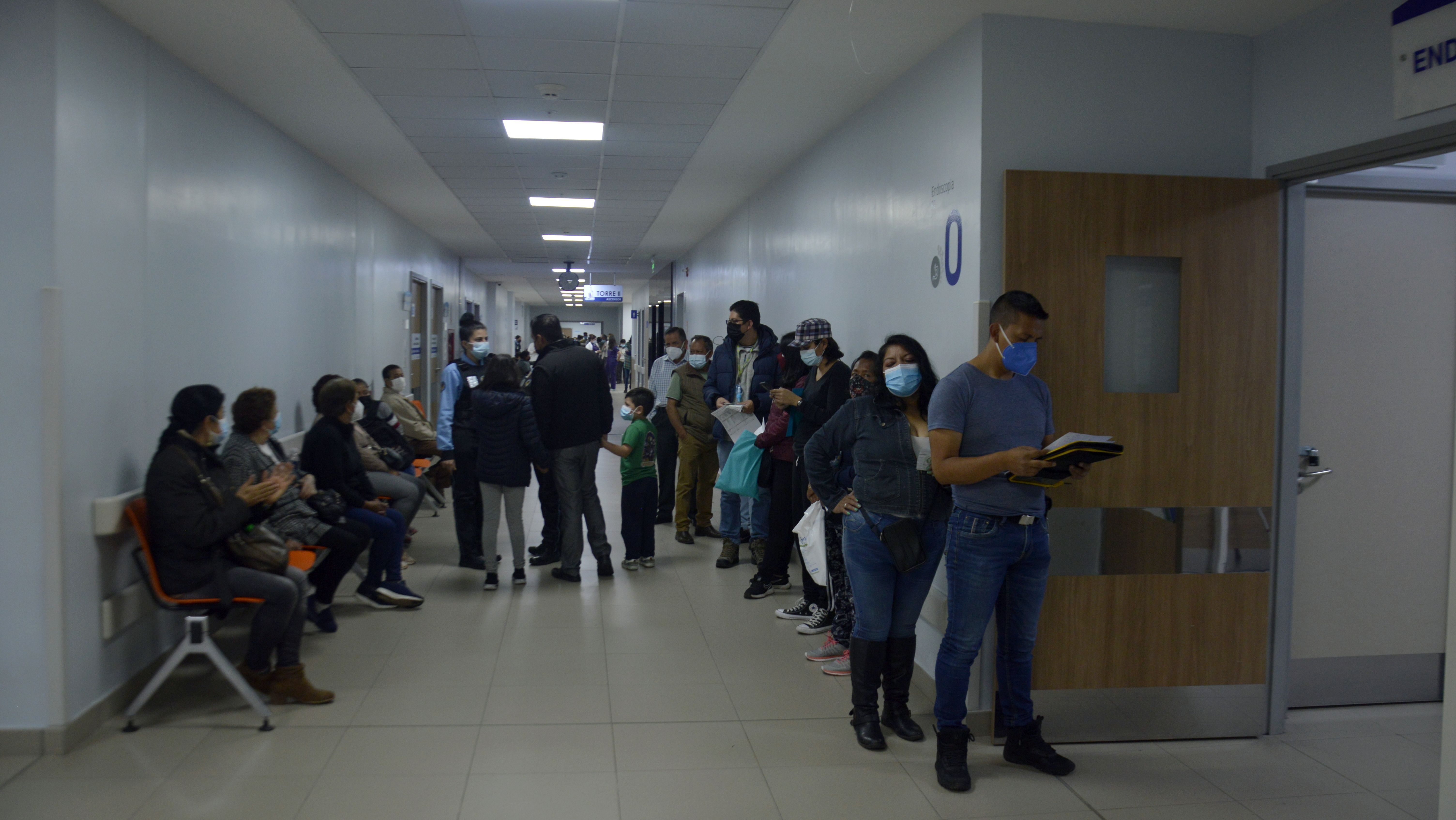 IESS: los usuarios necesitan el call center