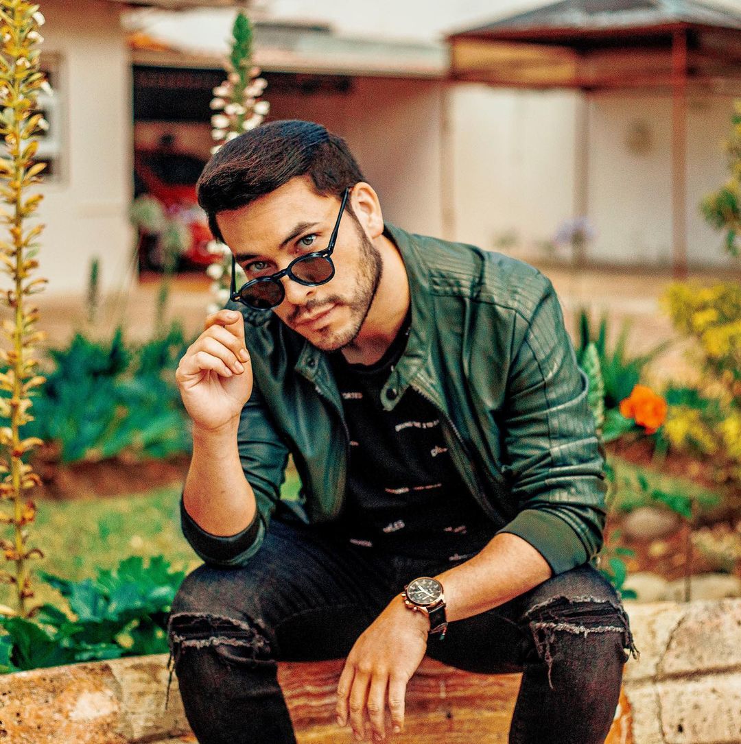 Daniel Páez: ¡Romántico en la intimidad!