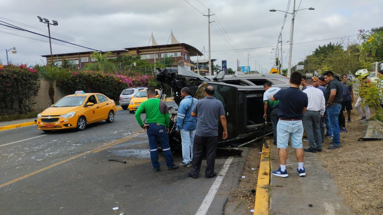 Marco Angulo: Así fue la operación que le practicaron en el hospital ...