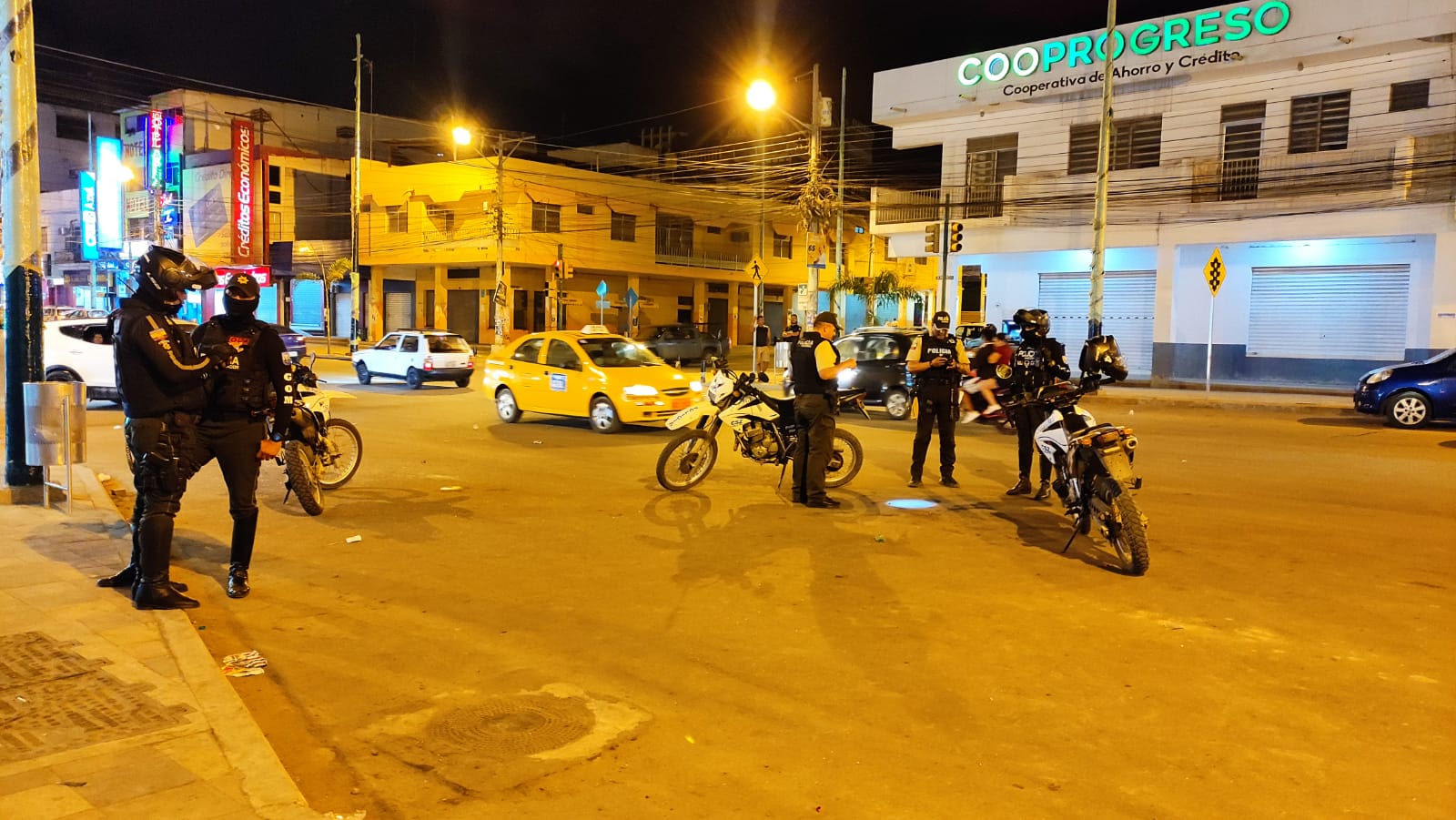 Guayaquil: En el Guasmo, una vereda es de puro humo y miedo