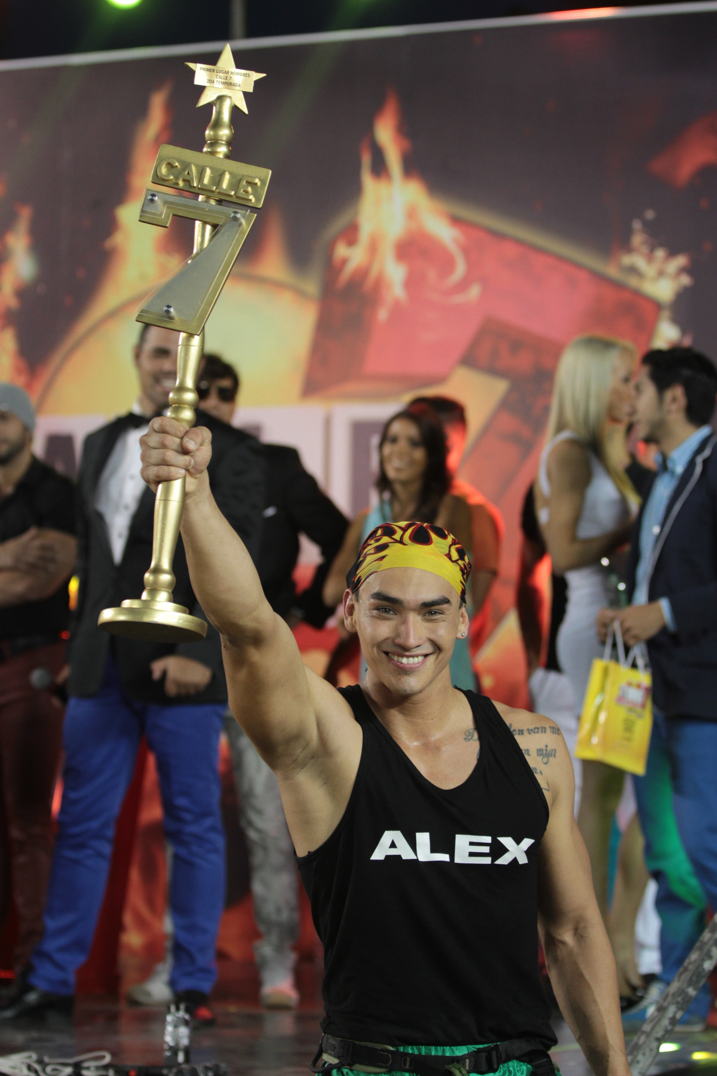 Álex Paredes: inician campaña para que su mamá salga de prisión y pueda ...