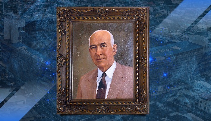 La tumba de George Capwell, fundador de Emelec, se llena de detalles