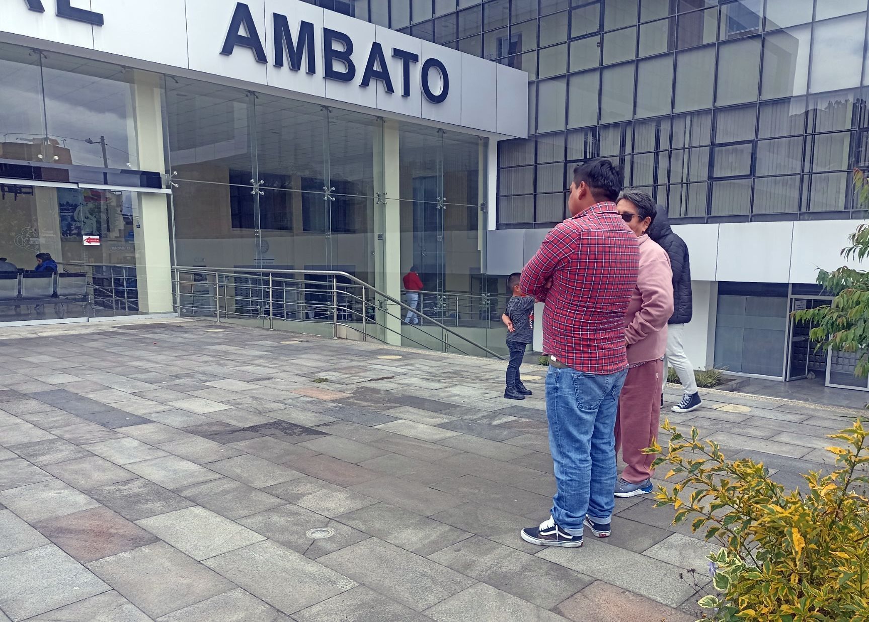 Ambato: tres amigos implicados en dos violaciones a menores de edad ...
