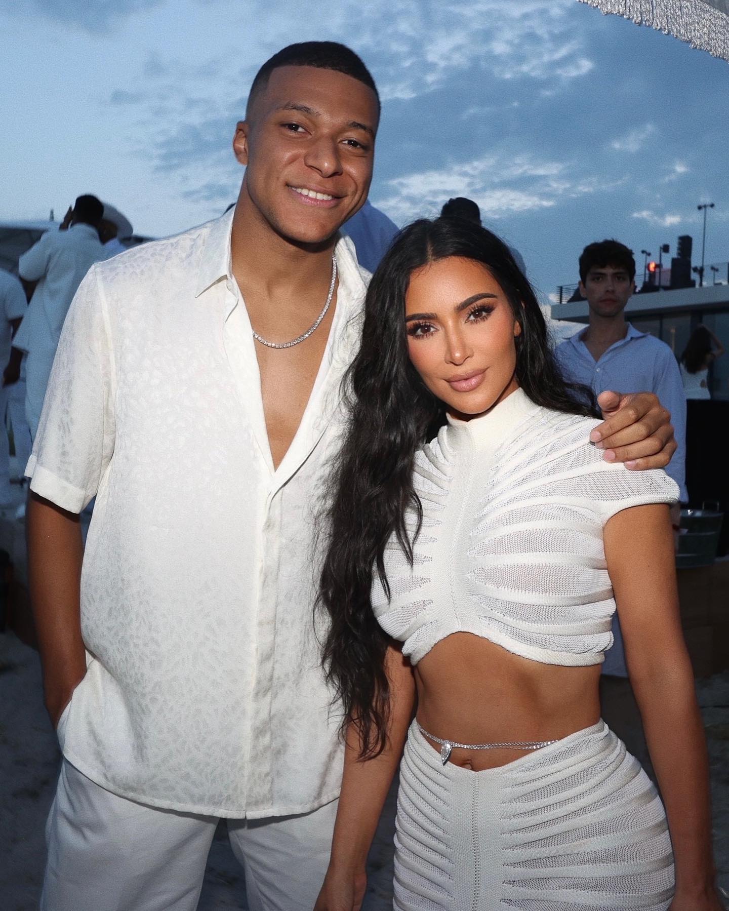 Kylian Mbappé y Kim Kardashian fueron vistos juntos en una fiesta en Estados Unidos