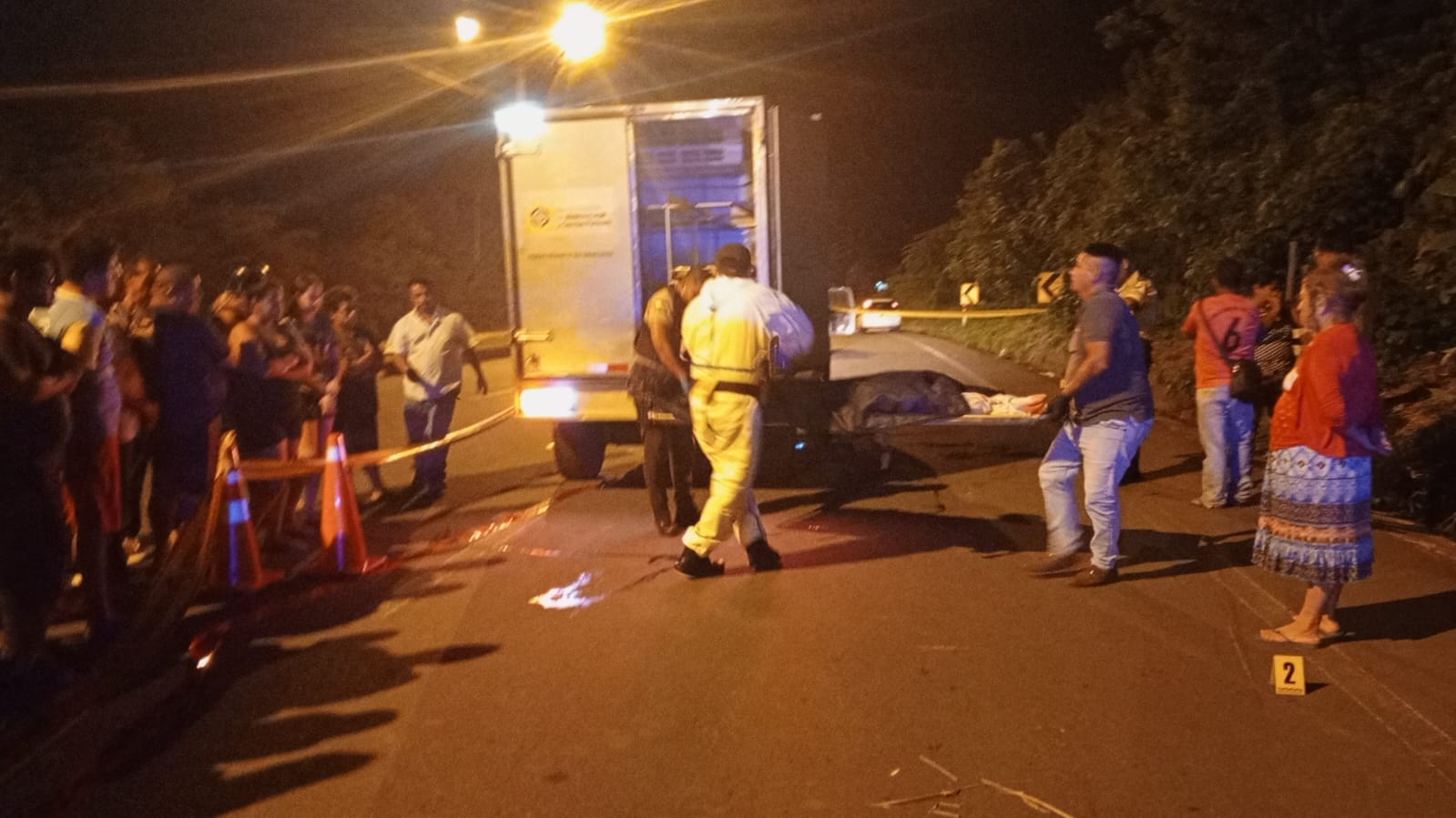 Manabí: Mujer que viajaba con su hijita de 3 años falleció en accidente