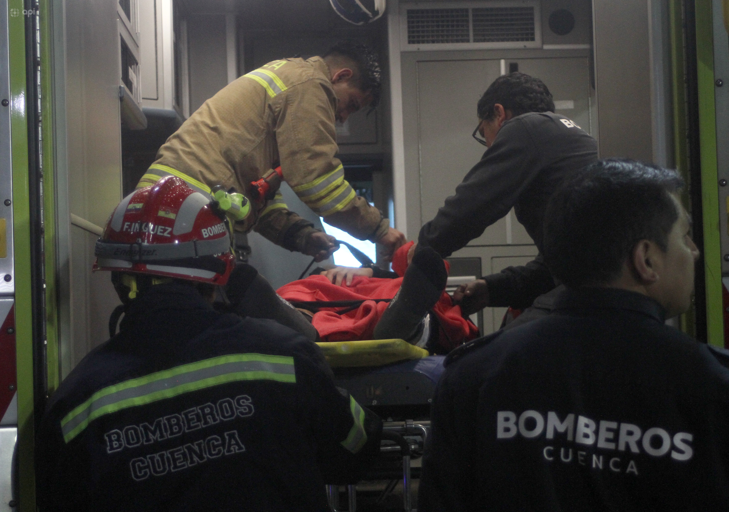 Esta es la situación médica de Robert Cabrera, el árbitro 'tacleado ...