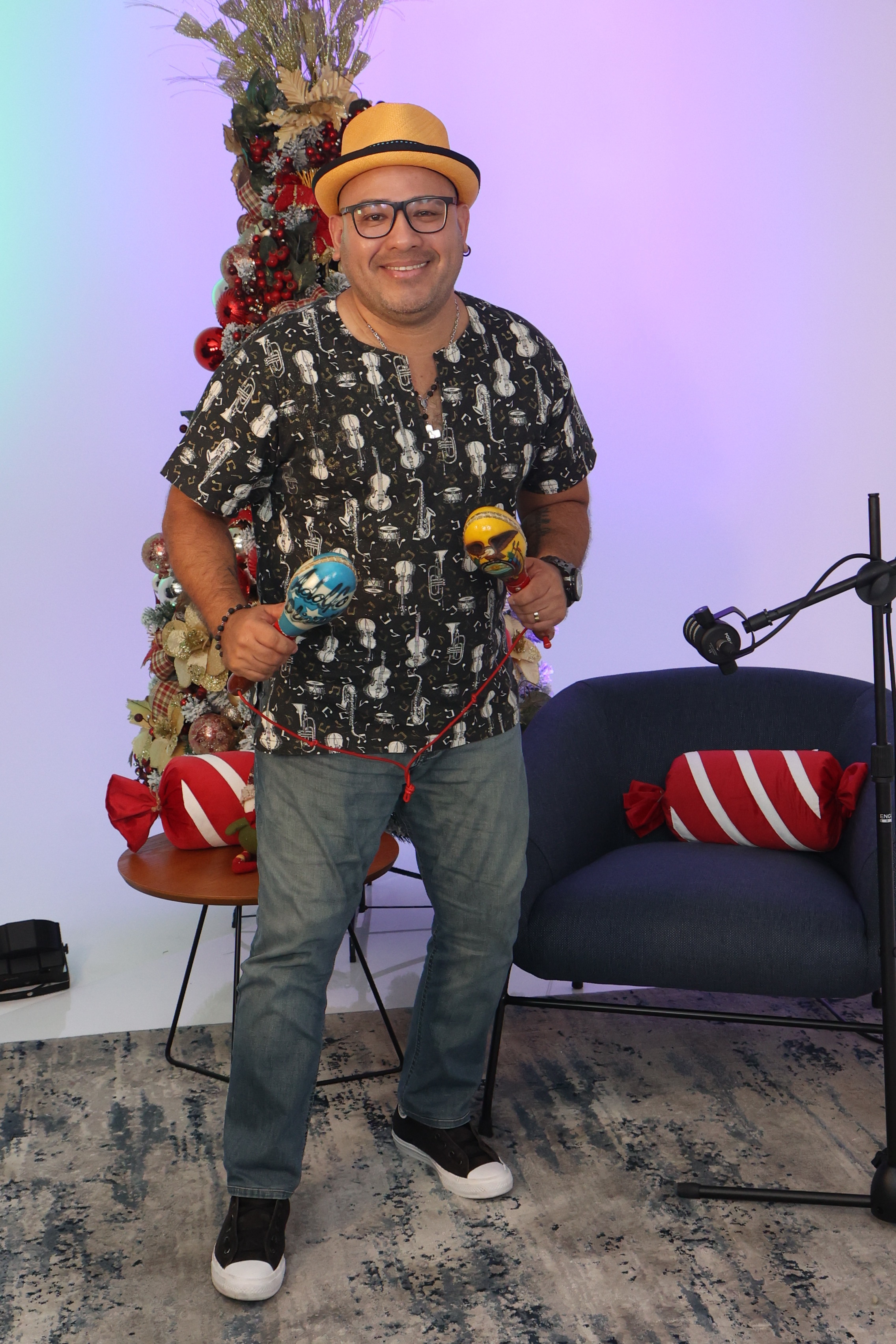 Adolfo Olivares presenta una reversión de Invasión Rockolera para el ...