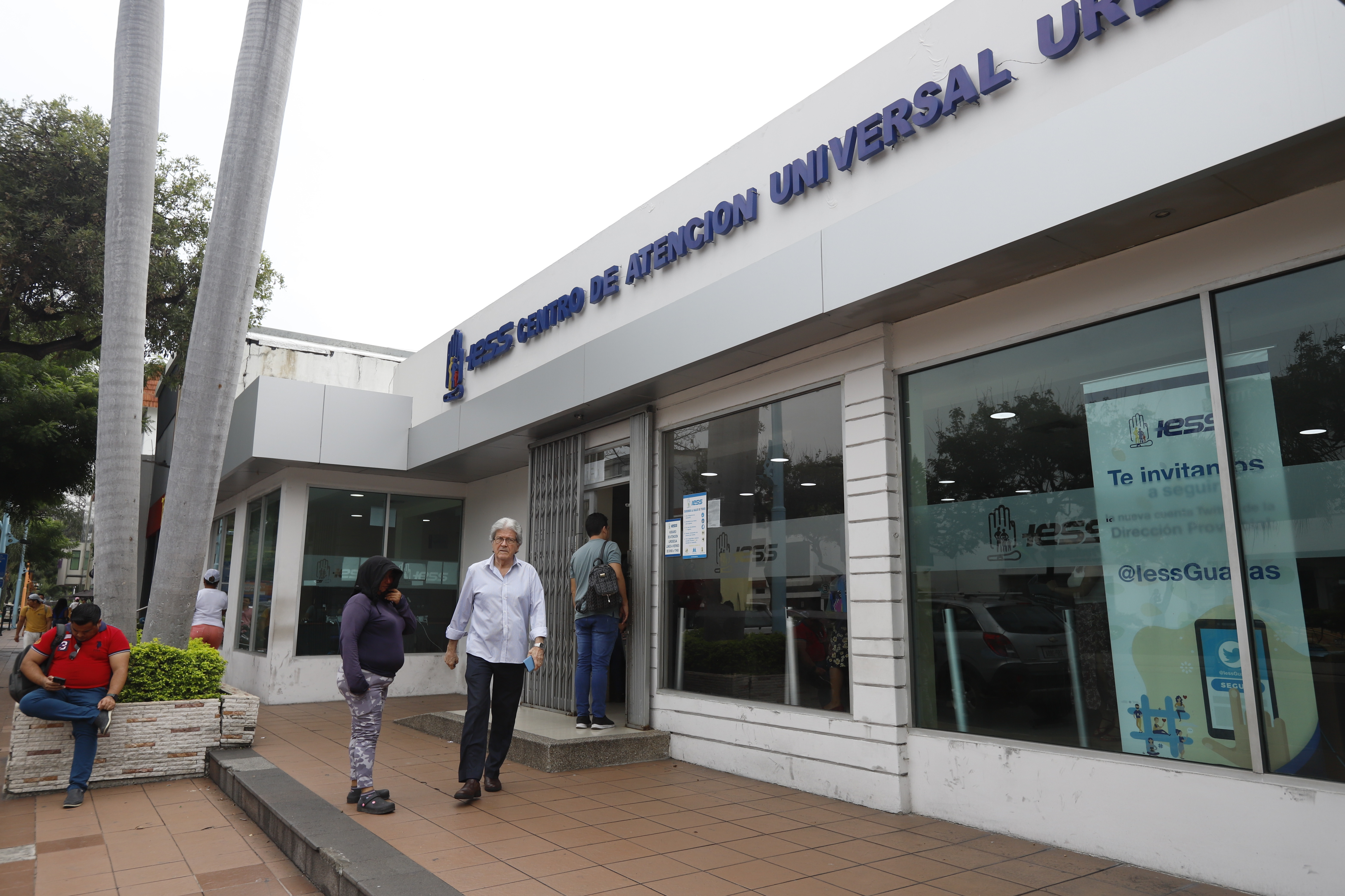 IESS: Errores en el sistema generan caos y malestar entre los afiliados