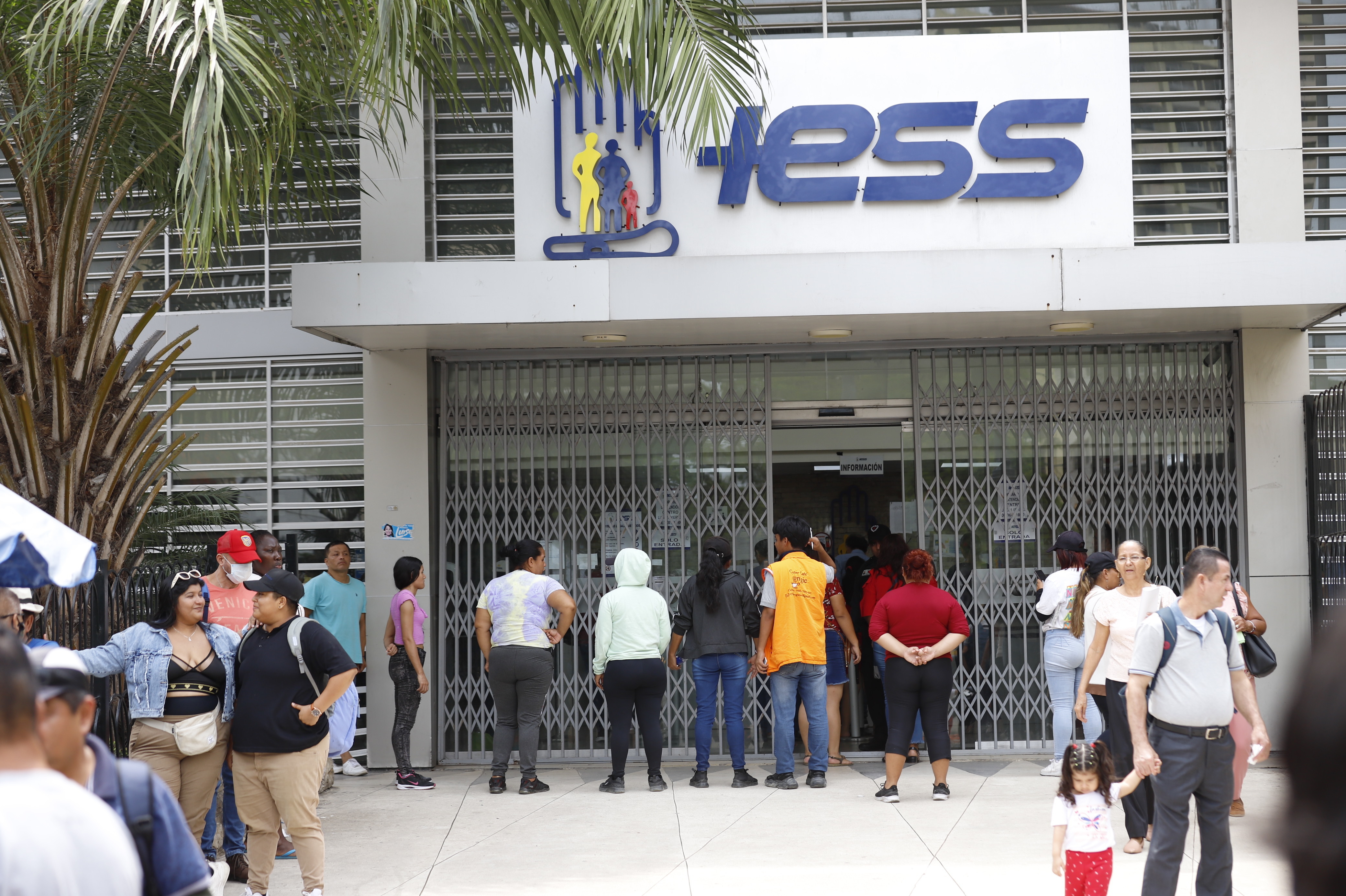La Junta de Beneficencia de Guayaquil demanda al IESS por deuda millonaria