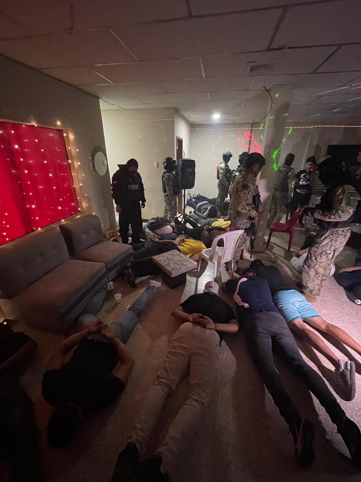 Guayaquil: Fuerzas Armadas descubrió posible centro de diversión ...