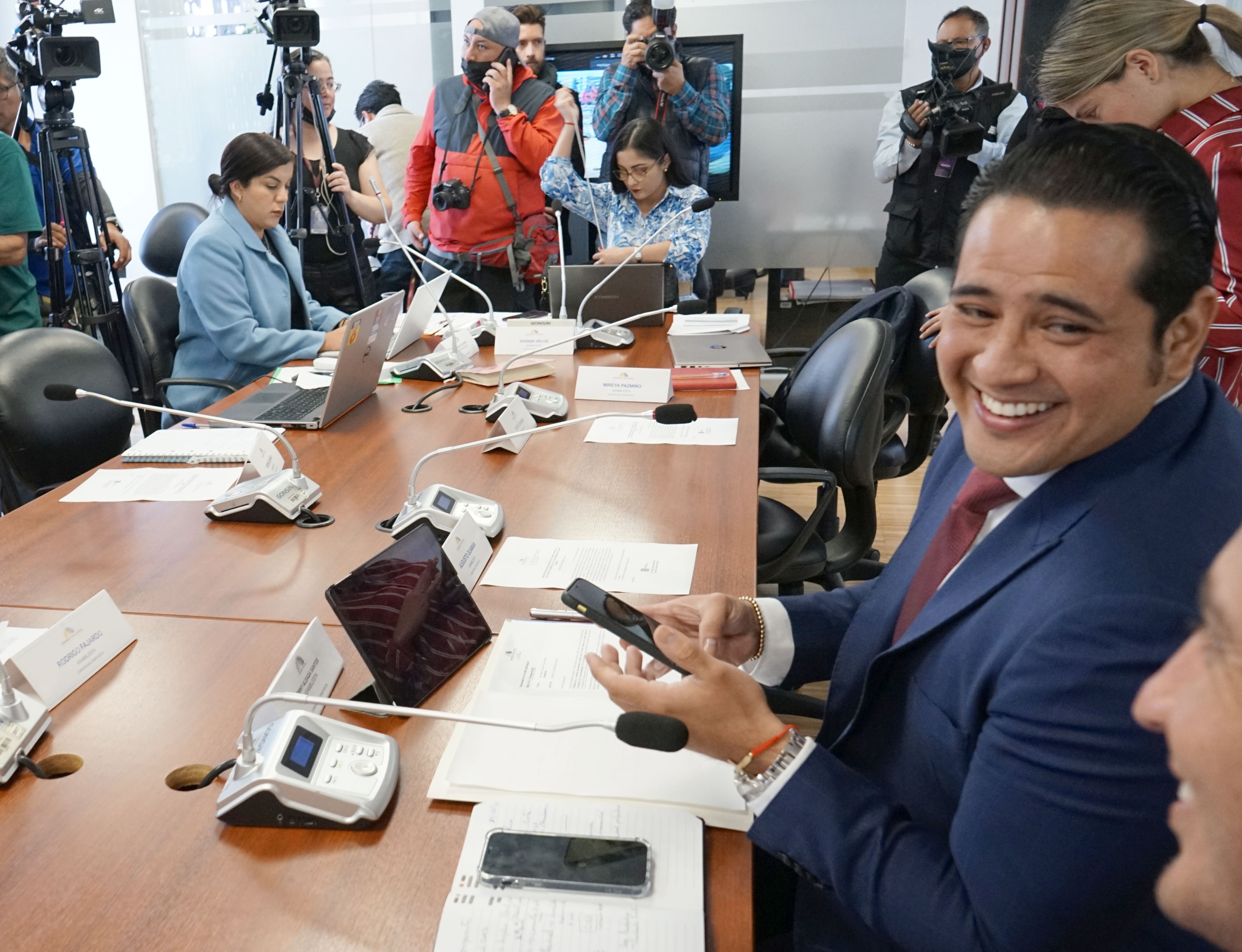 La súplica de la exesposa de Ronny Aleaga desde Venezuela: "No tengo a ...