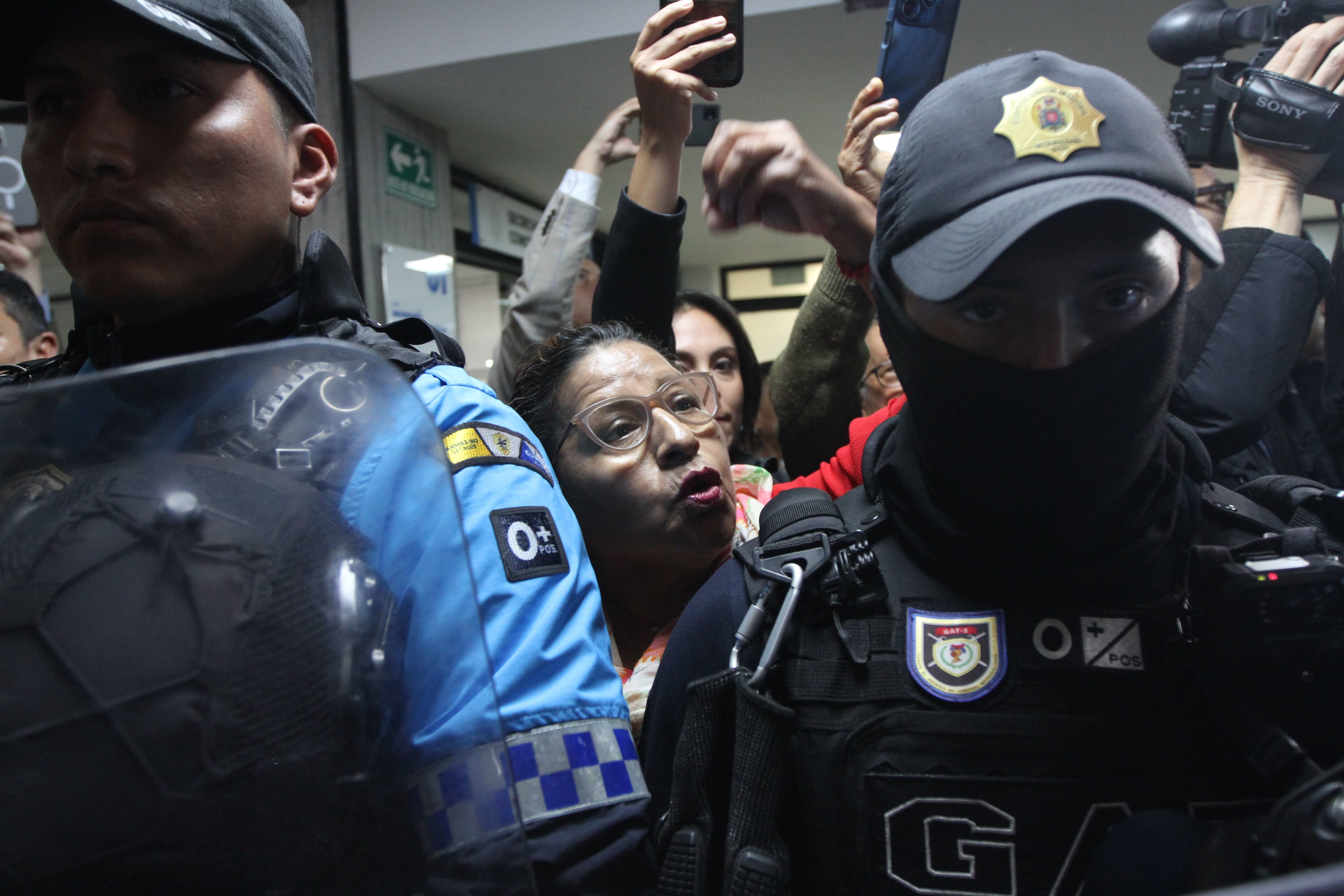 Afectados de Solanda: “Dejen de burlarse de nosotros” |Noticias Quito