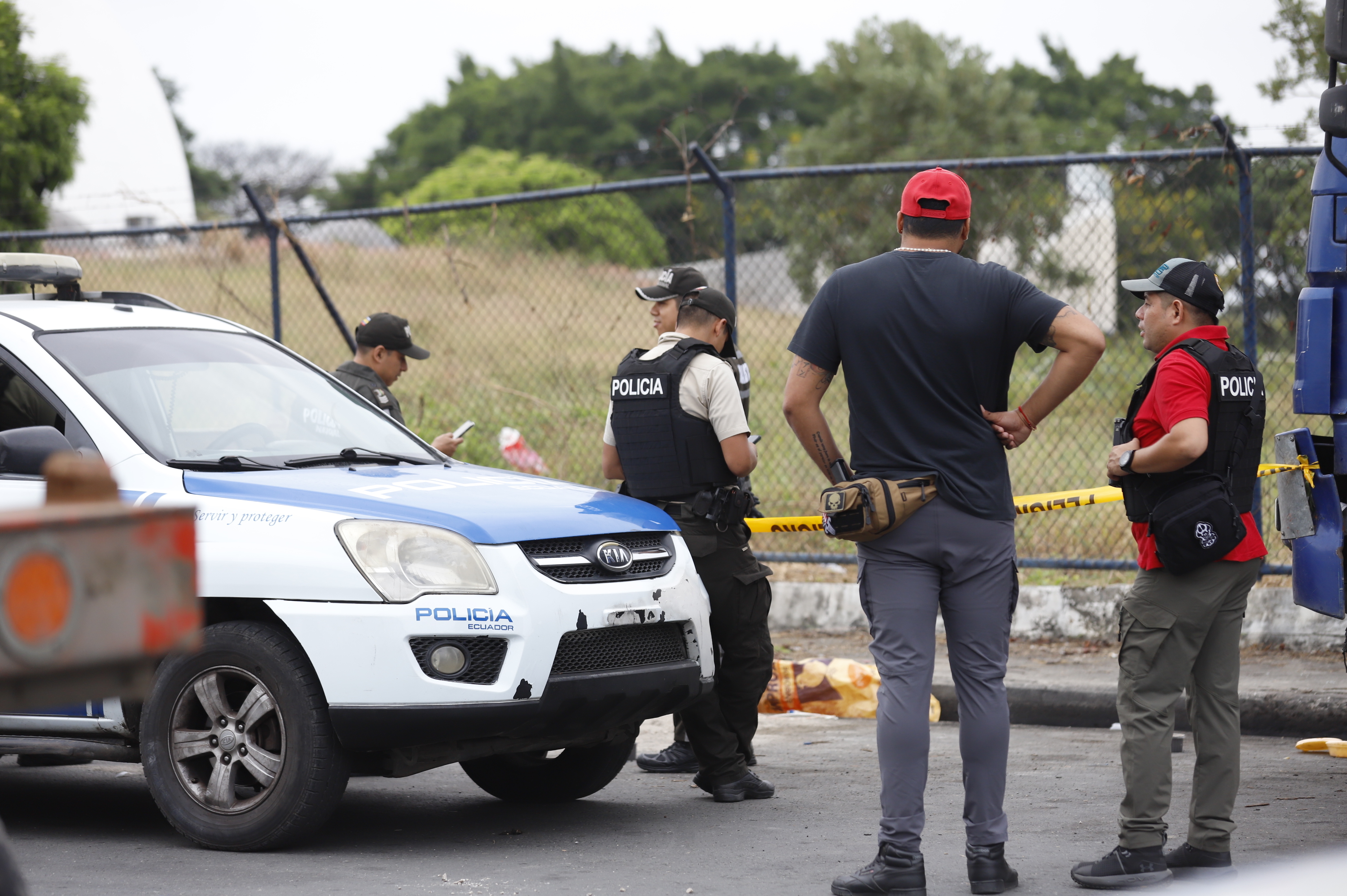 Guayaquil: El desconcierto de camioneros por hallazgo de un cadáver ...