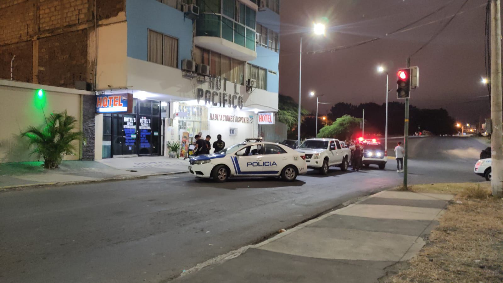 Manabí: Asesinan a un hombre de varios tiros en los exteriores de un hotel, en Manta