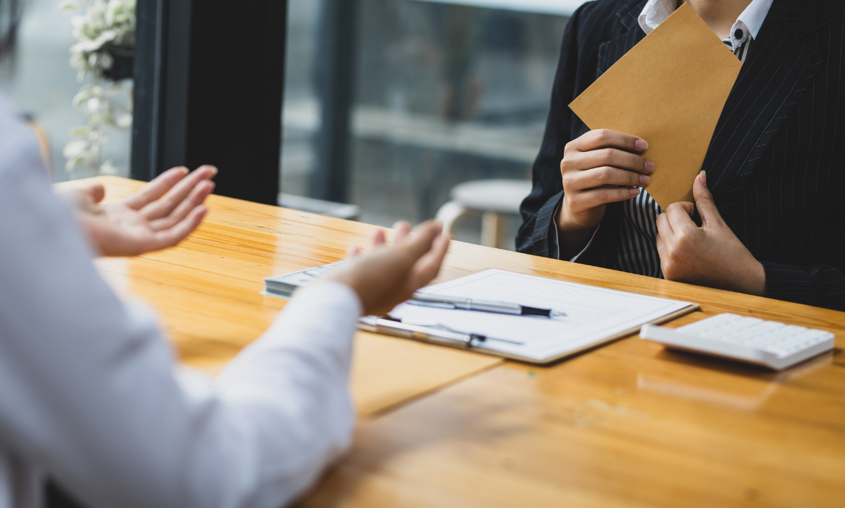 ¿Cuándo se paga el décimo tercer sueldo en Ecuador? Detalles que debes ...