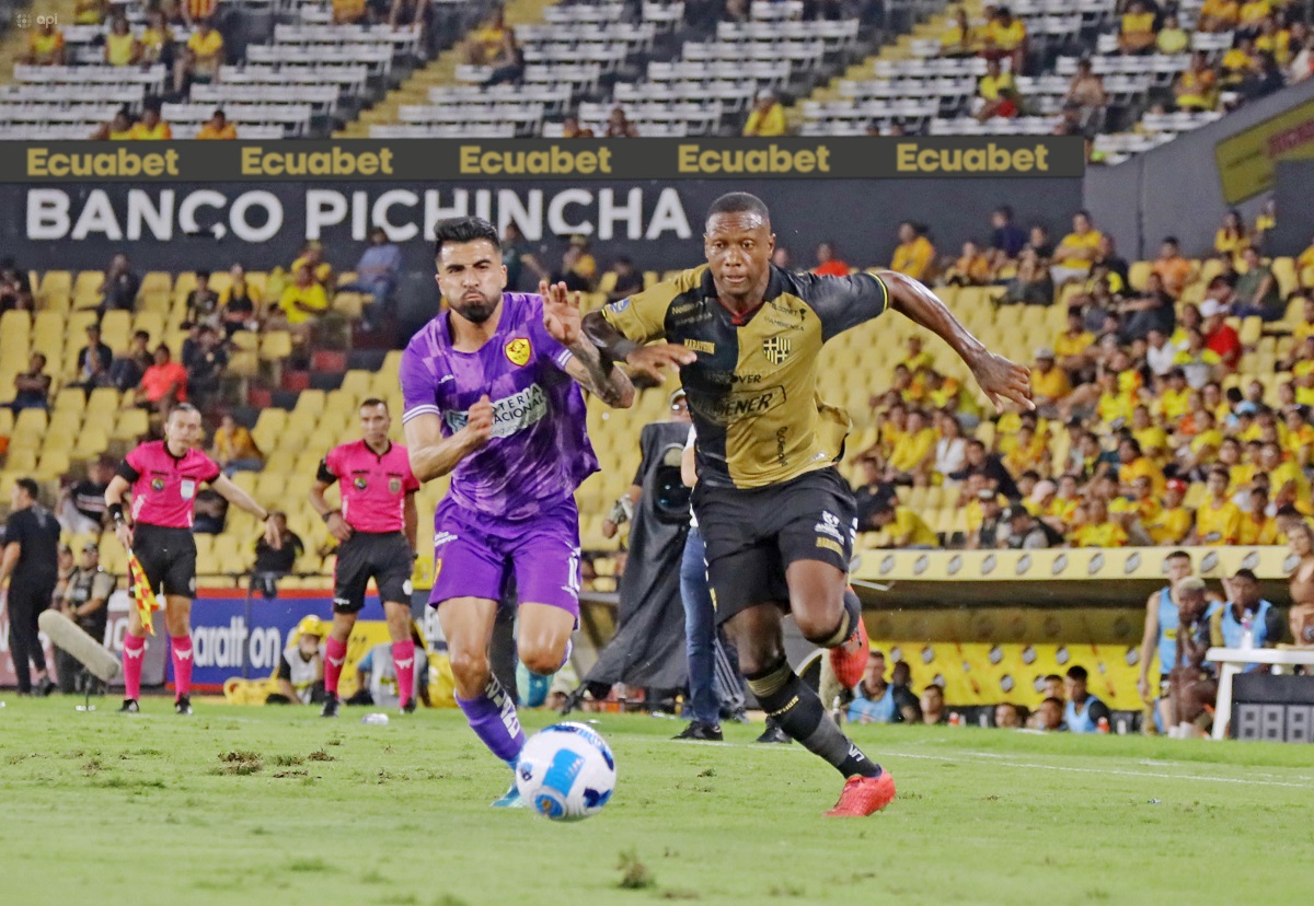 Aucas vs. Barcelona SC | día, horarios y por dónde ver el partido de ...