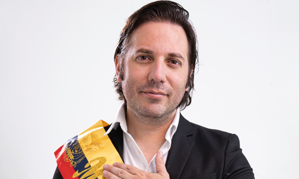 Víctor Aráuz tras estrenar su película: ¿Qué haría por el arte si fuera ...