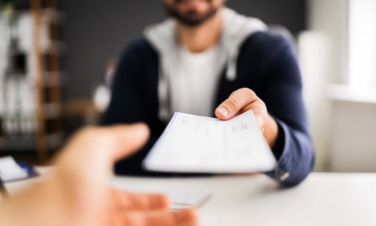 Décimo cuarto sueldo 2025 en Ecuador o Bono Escolar, ¿quiénes lo reciben?