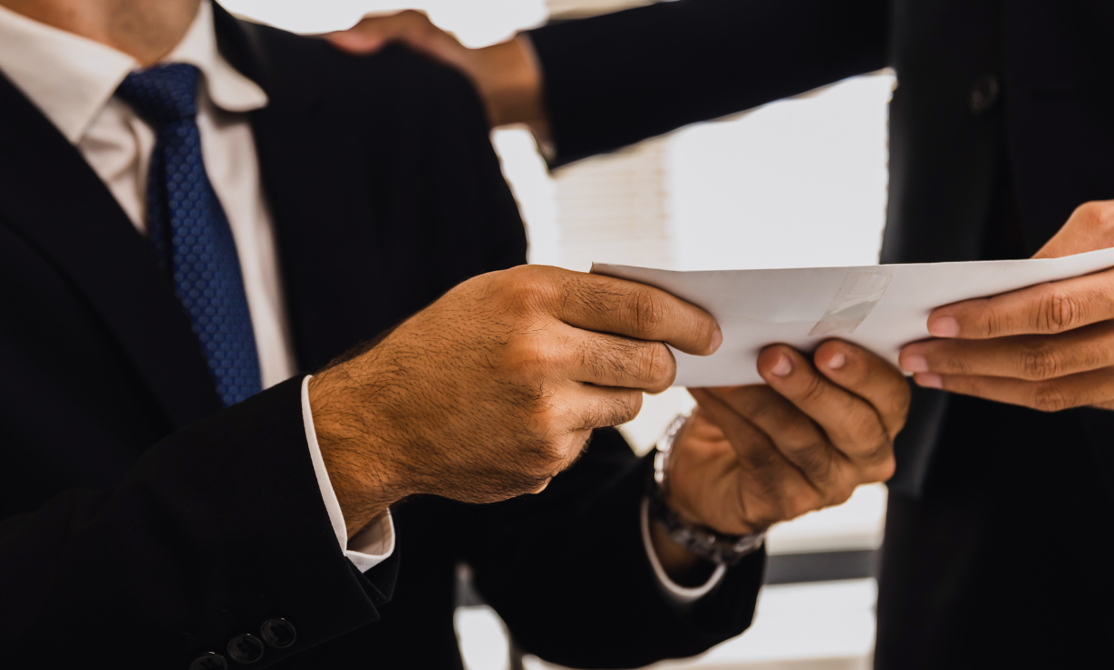 Décimo cuarto sueldo 2025 en Ecuador o Bono Escolar: ¿qué hacer si no ...