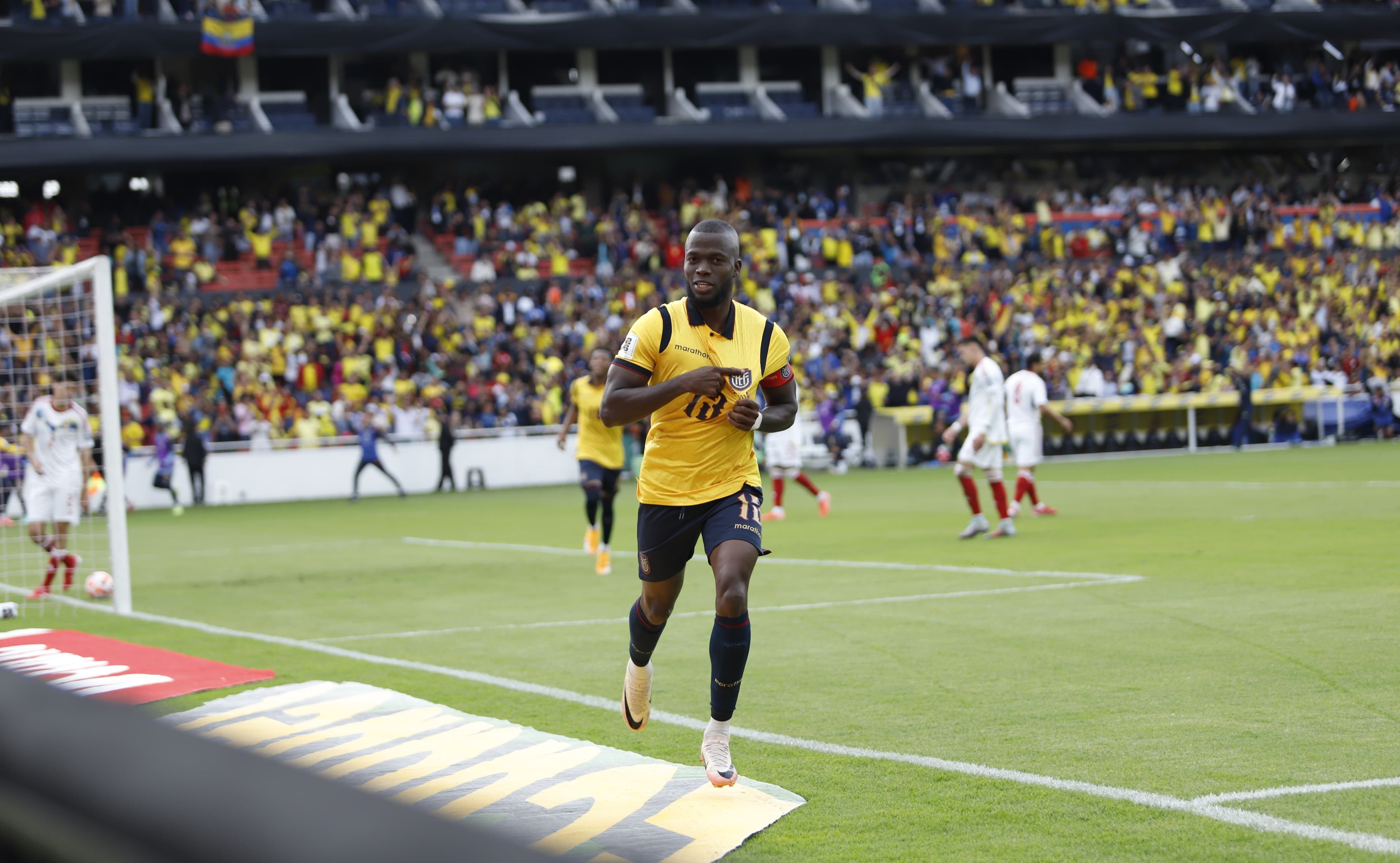 Enner Valencia: El goleador que calla las críticas con su historia