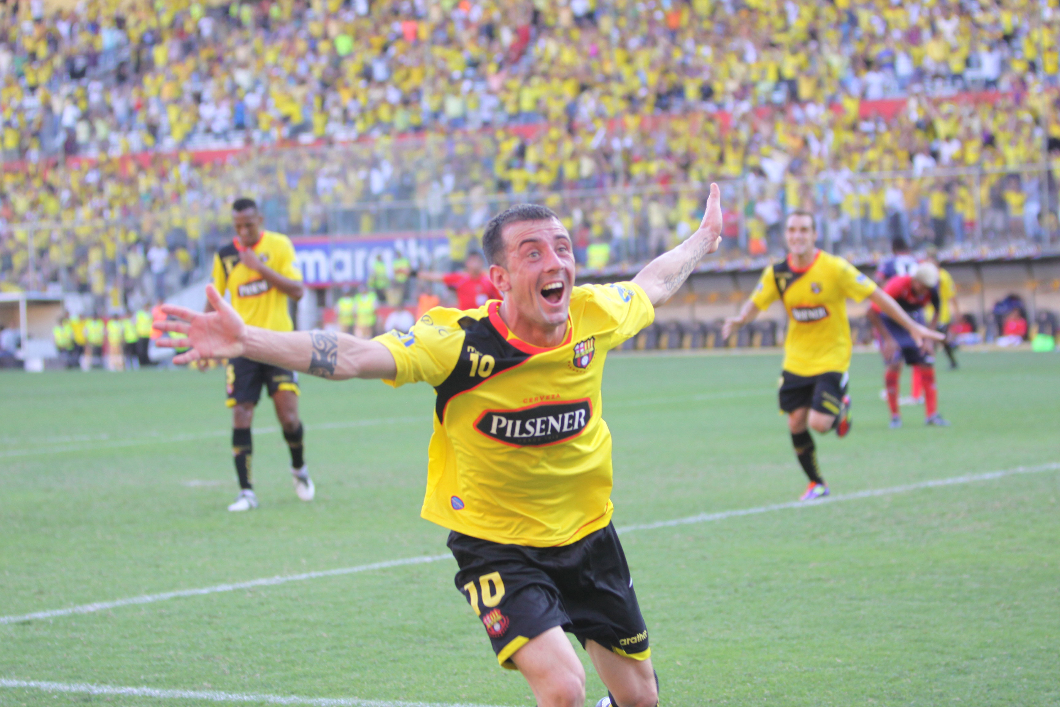 Damián 'Kitu' Díaz, protagonista de la farándula futbolera ecuatoriana ...