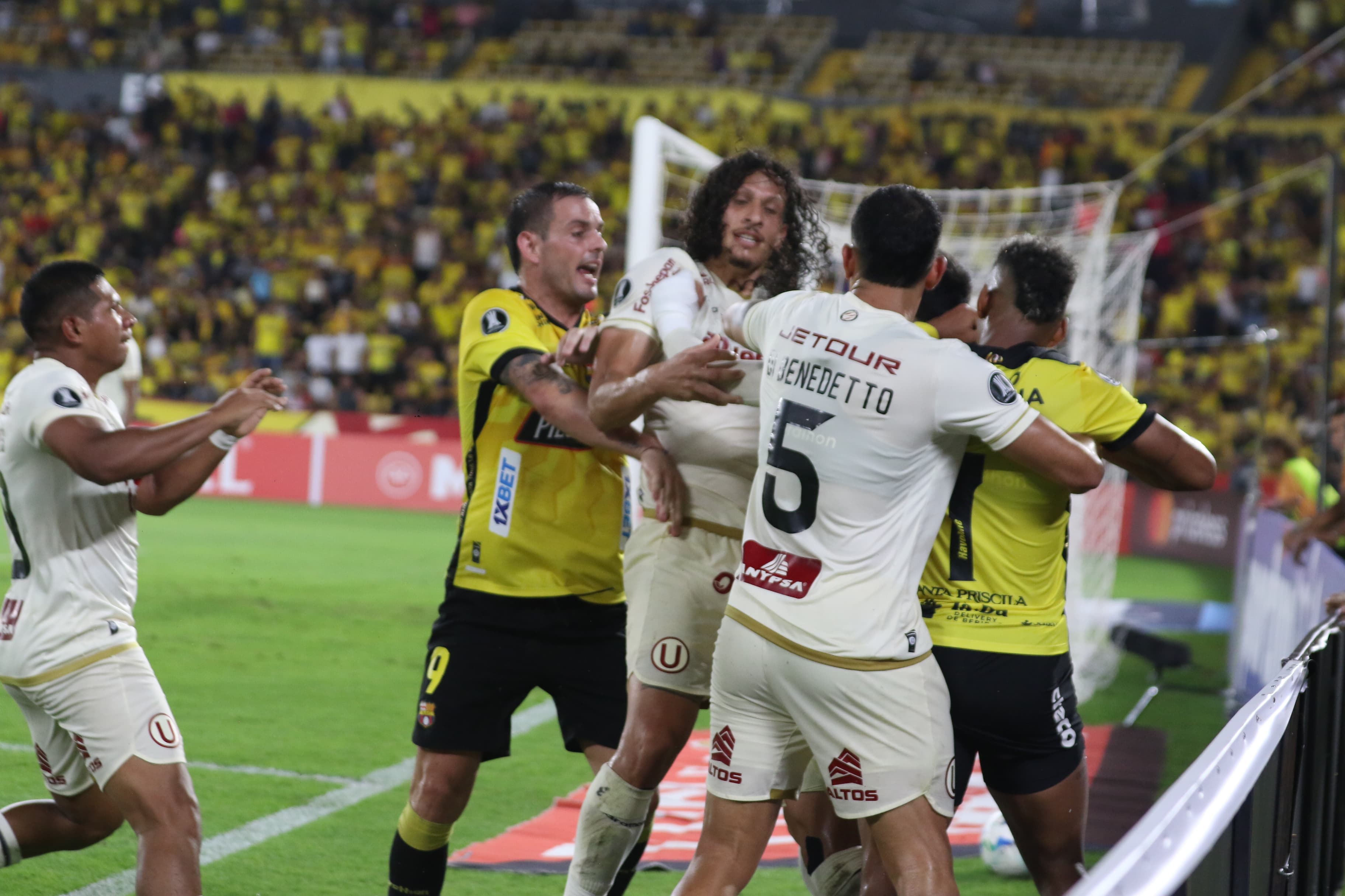 EN VIVO Barcelona SC vs. Universitario: Minuto a minuto el partido de ...