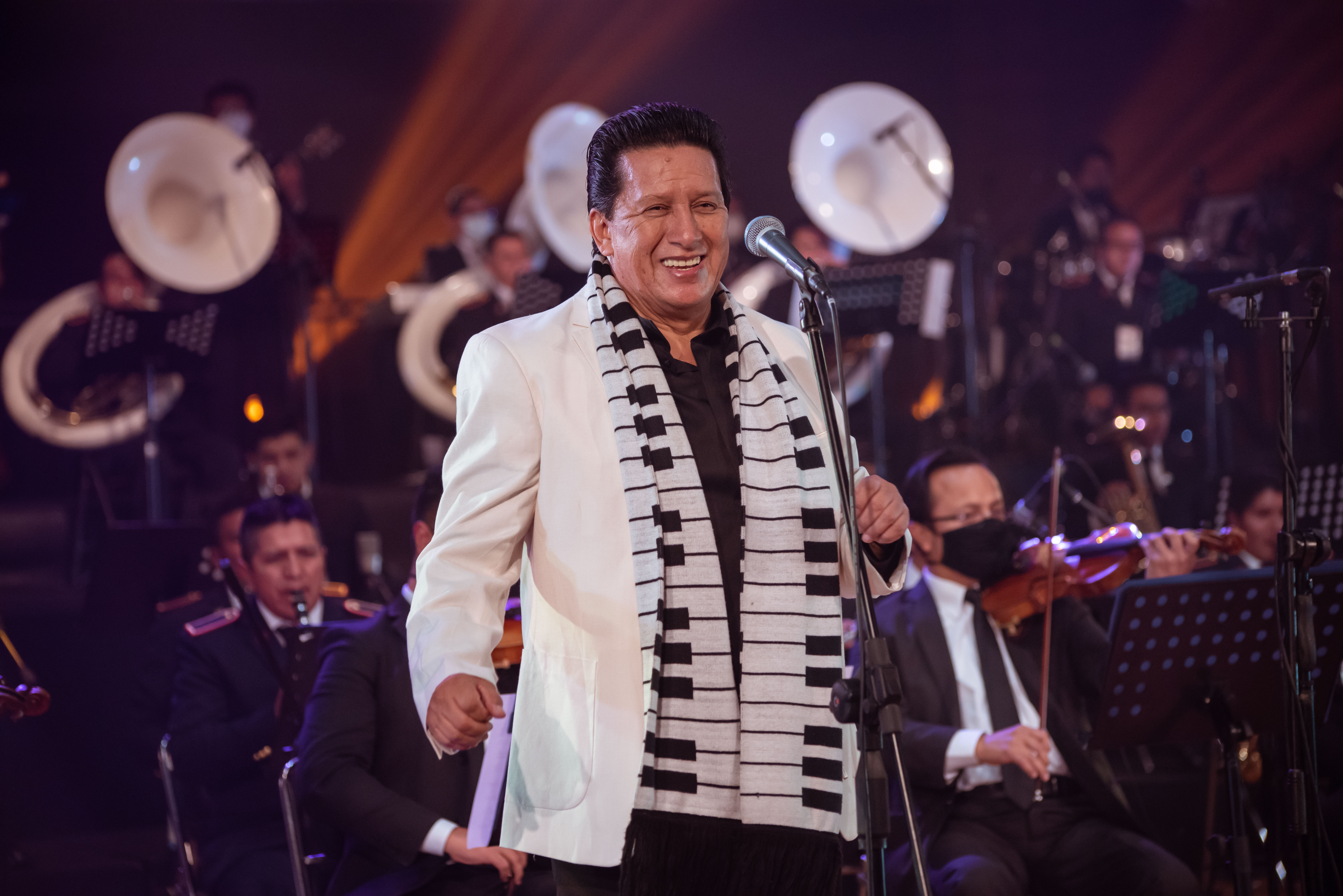 Gustavo Velásquez cumple 58 años en la música y un concierto honrará su ...