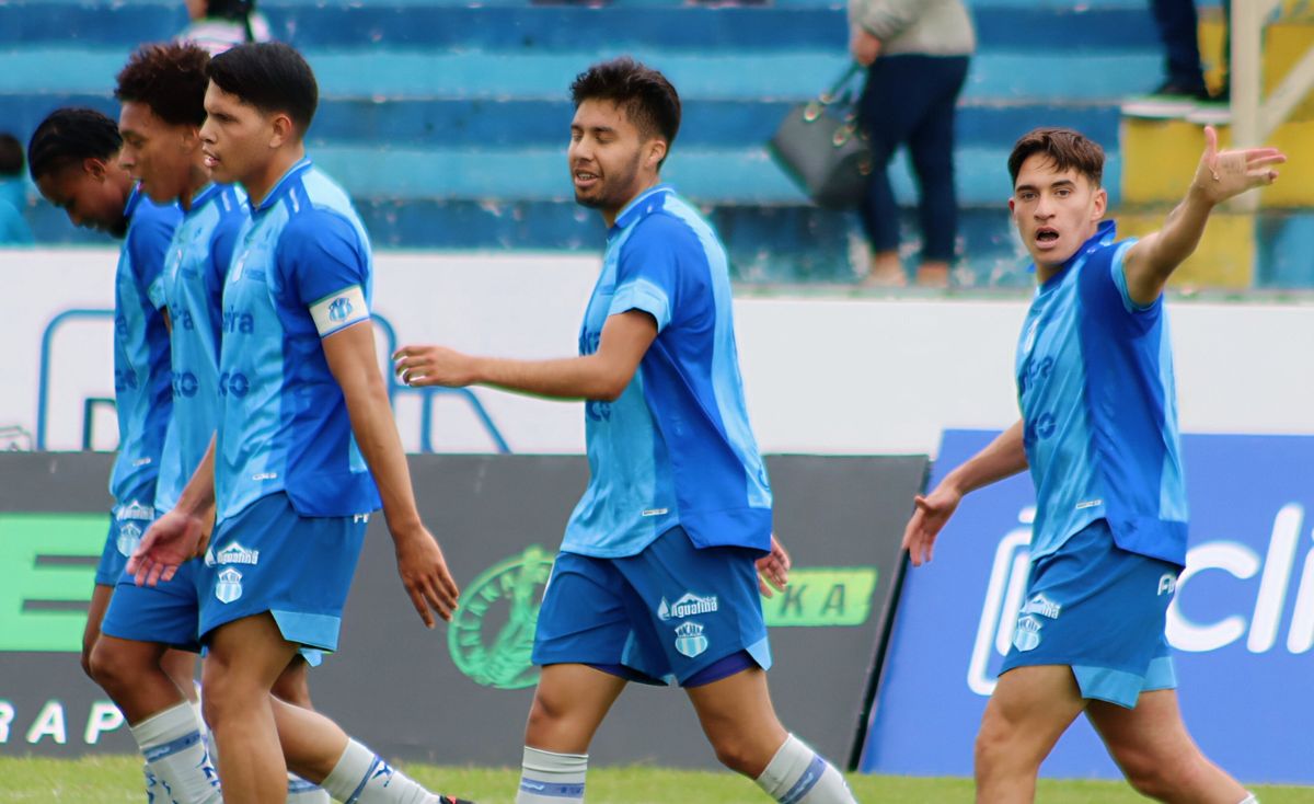 El milagro llegó en Loja: Macará gana 1-0 con un gol inolvidable al ...