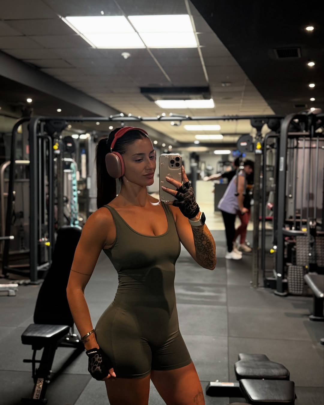 ¿Qué hace Fati Vásquez, la mujer de 30 años a quien vinculan con Lamine ...