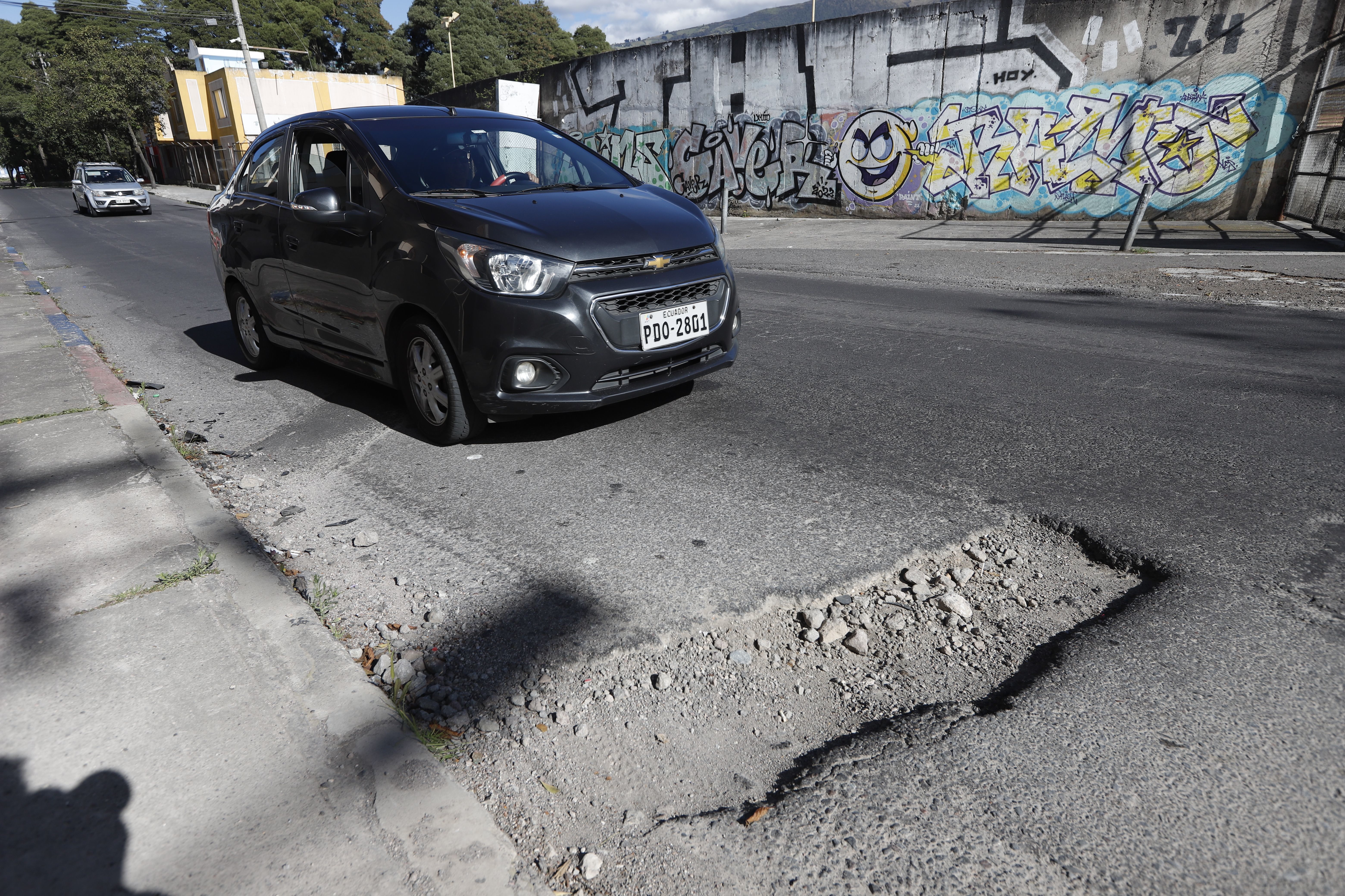 Quito: ¿Calles con 'trampa' en el sector La Vicentina?