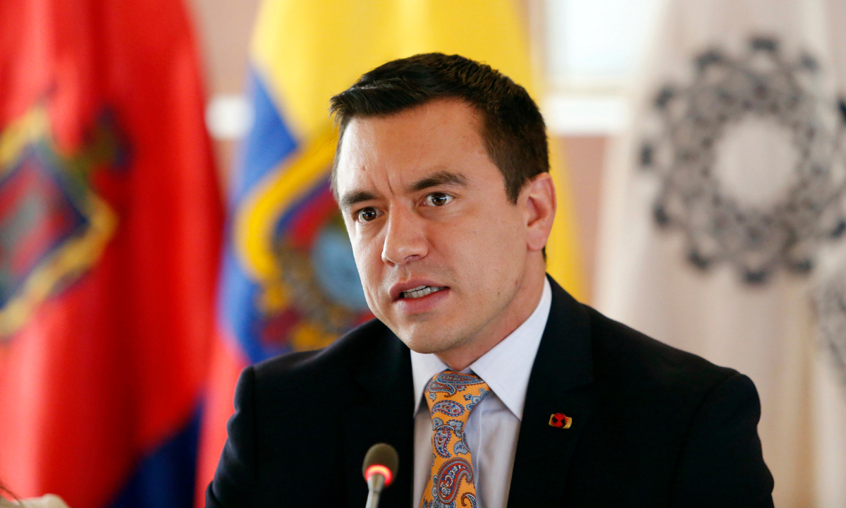 “Los cañones se apuntan hacia los criminales” | Noboa defiende su ...