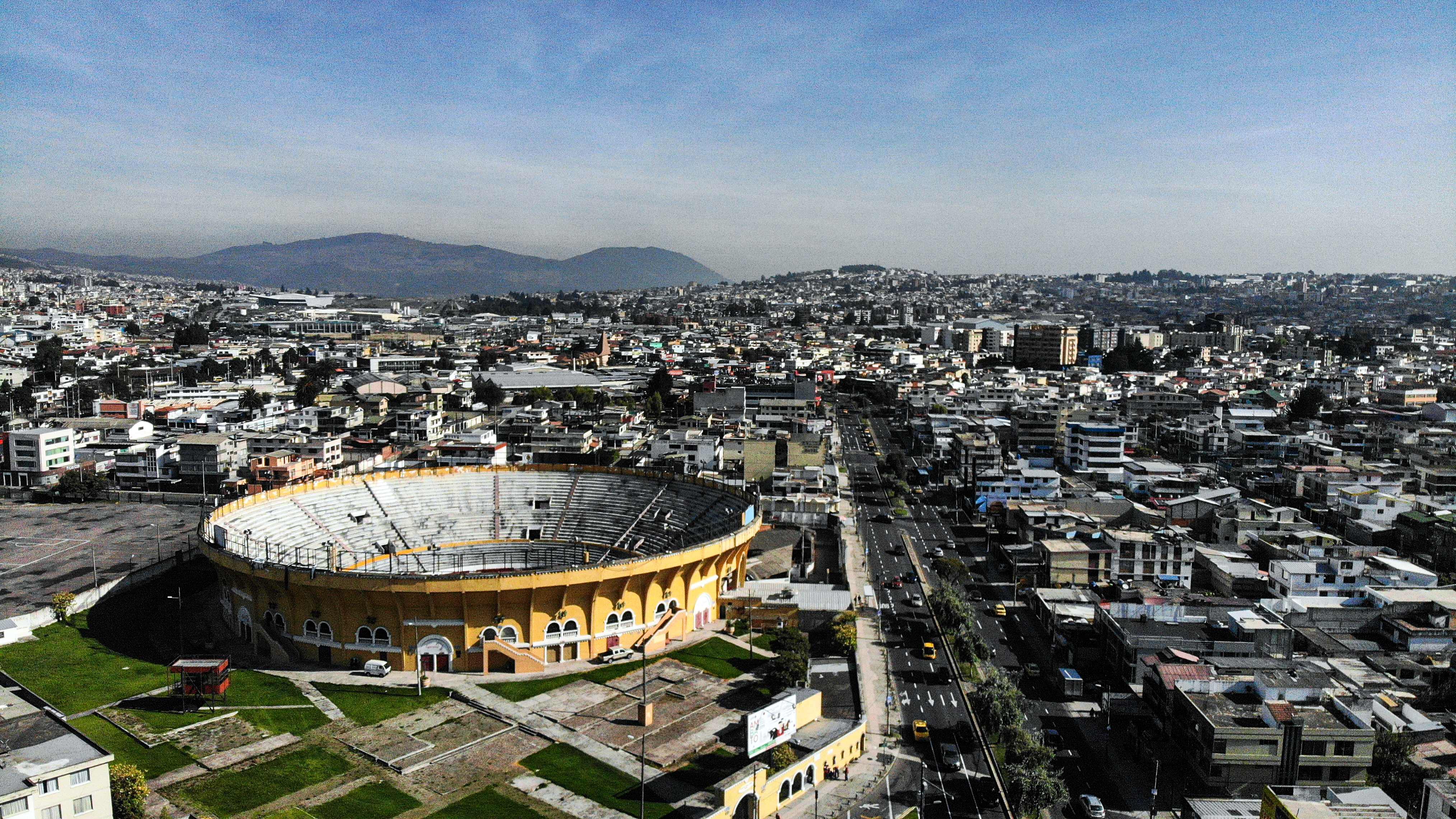 ¿Qué pasará con la Plaza de Toros y su legado histórico?: Debate sobre ...